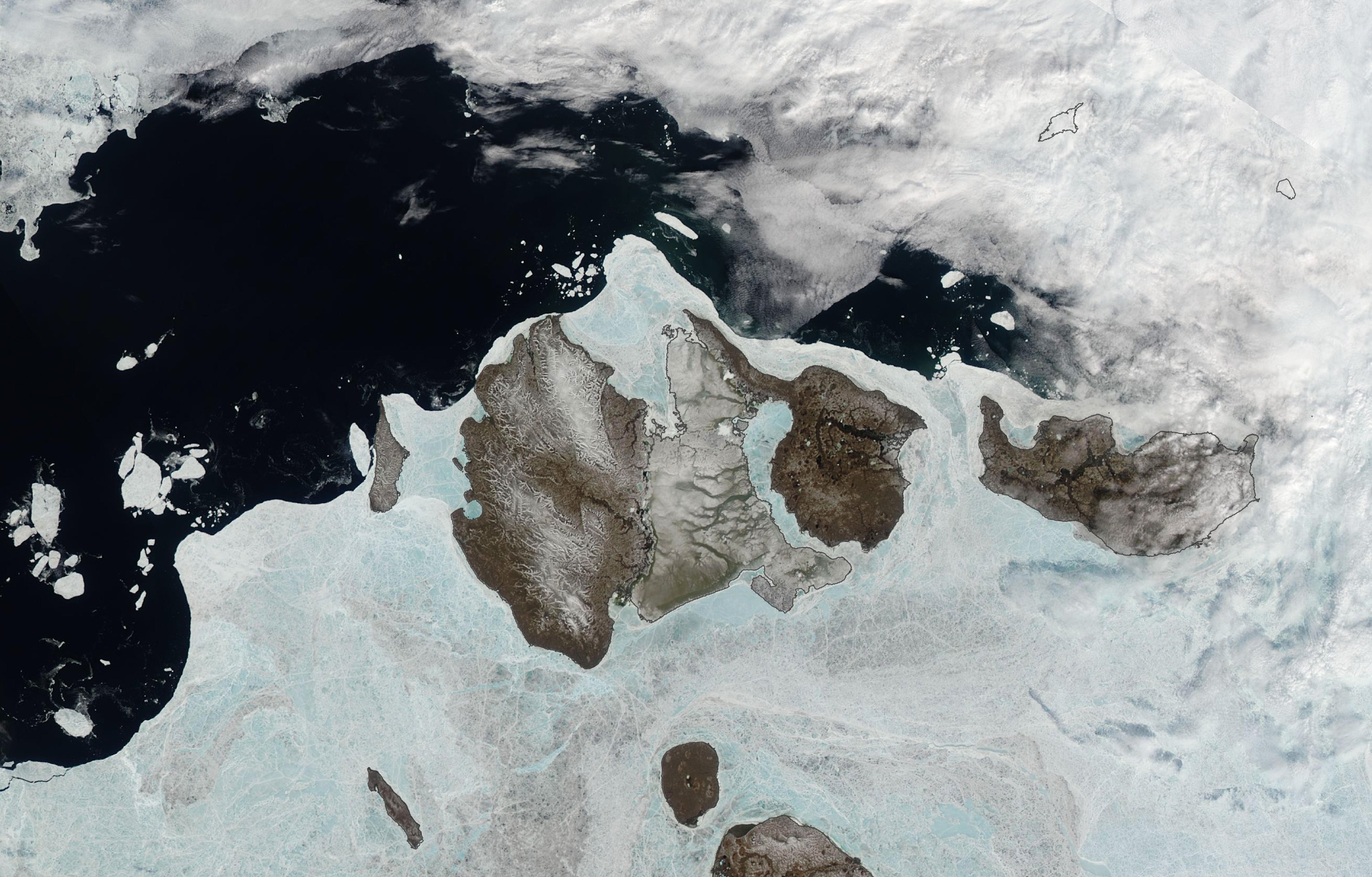 Icescapes of the Anzhu Islands - NASA Science