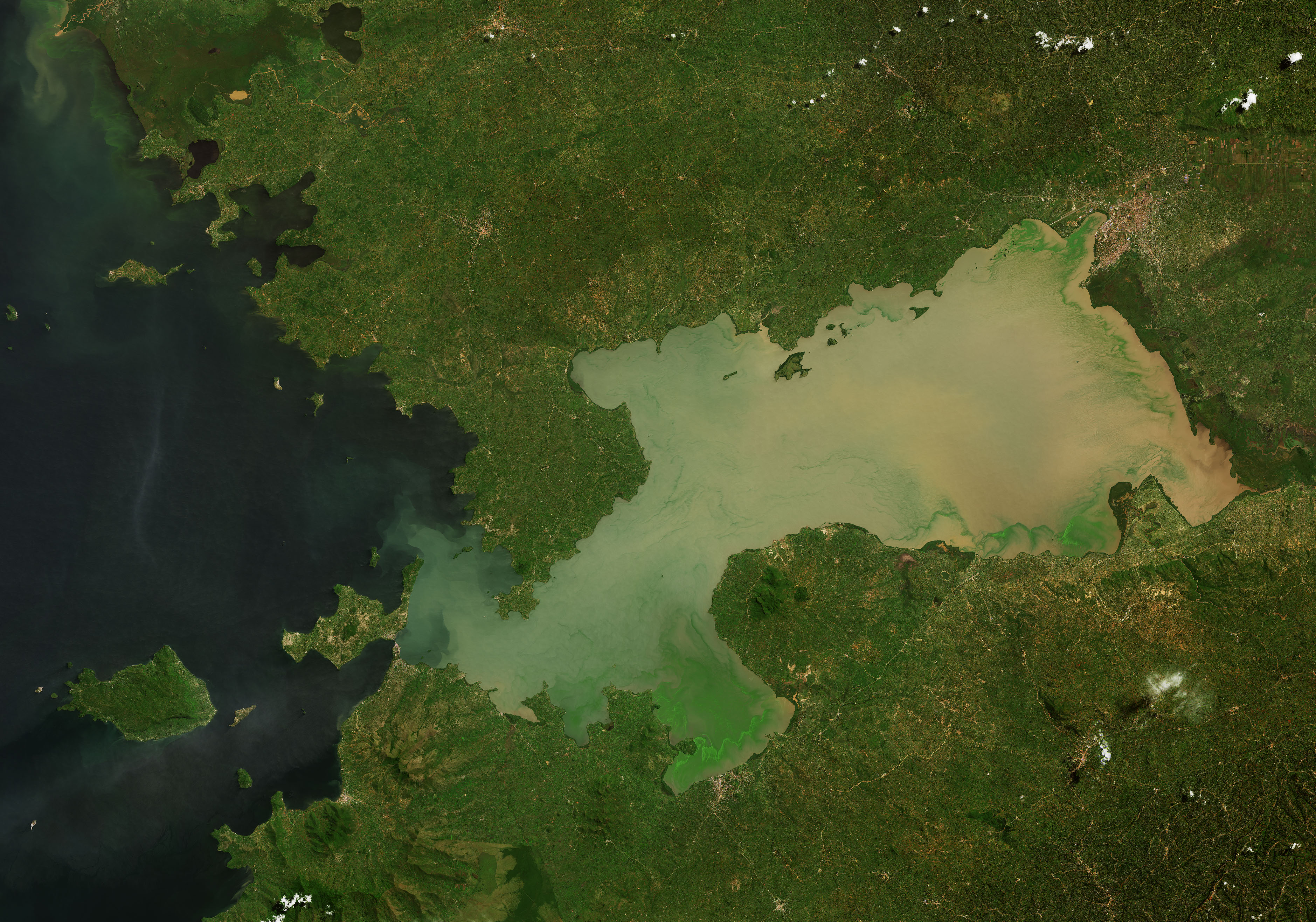 Lake Victoria’s Rising Waters - NASA Science
