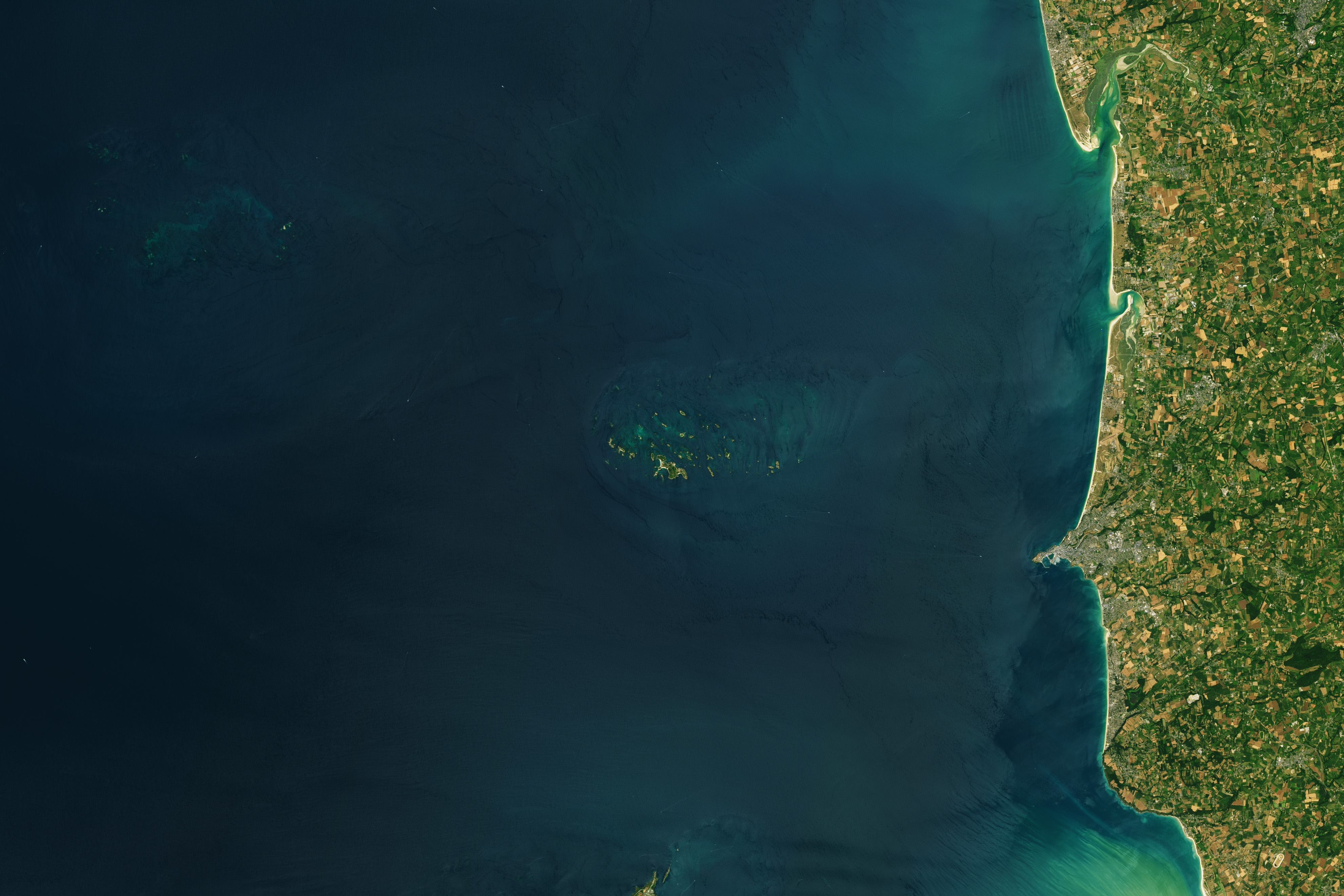 Ebb and Flow in the Chausey Islands - NASA Science