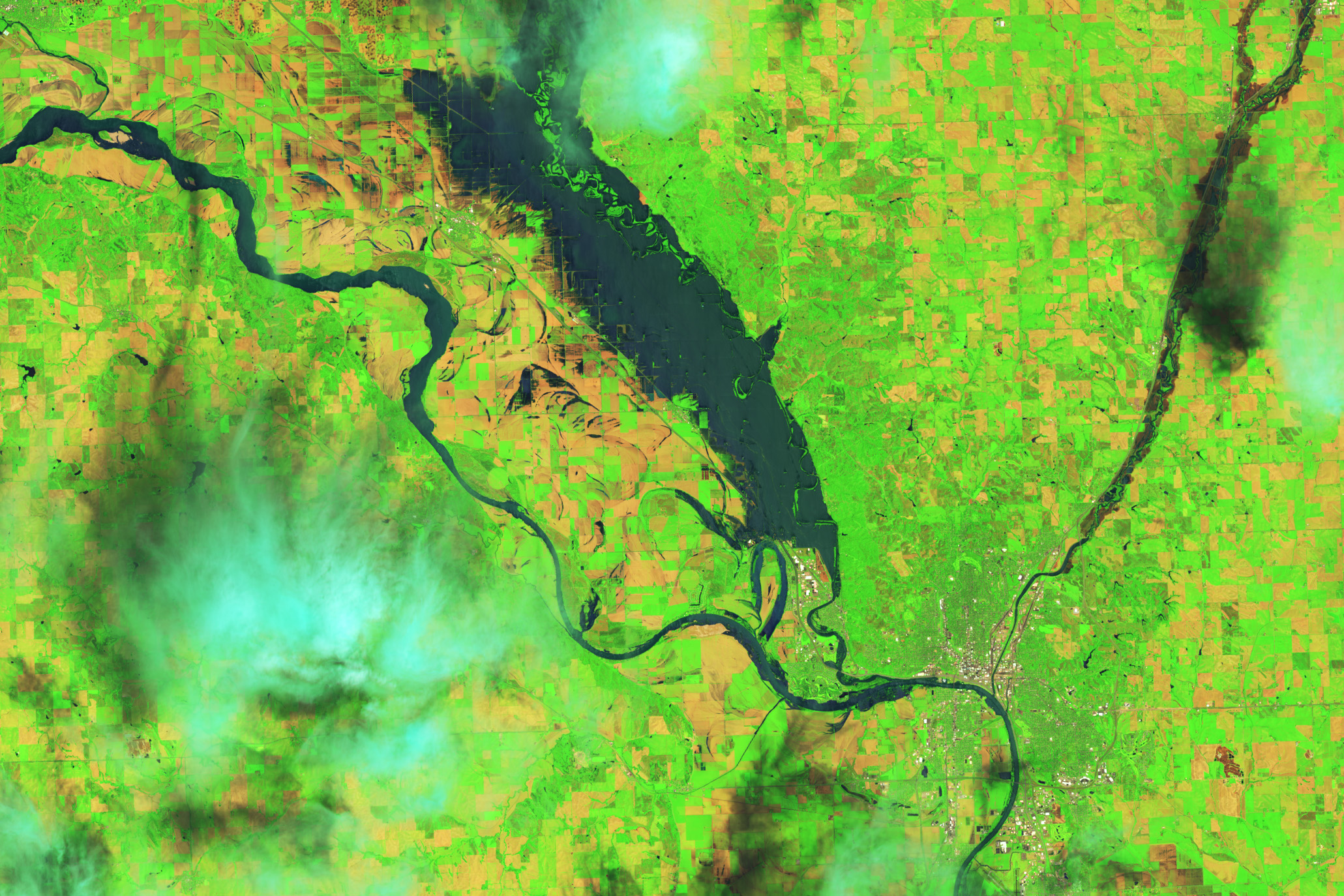 Record Rainfall Floods Midwest - NASA Science