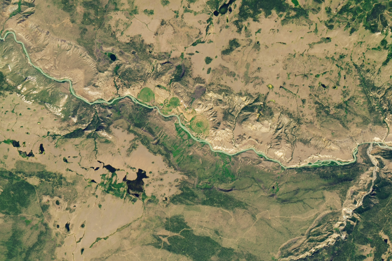 Landslide Dams the Chilcotin River - NASA Science
