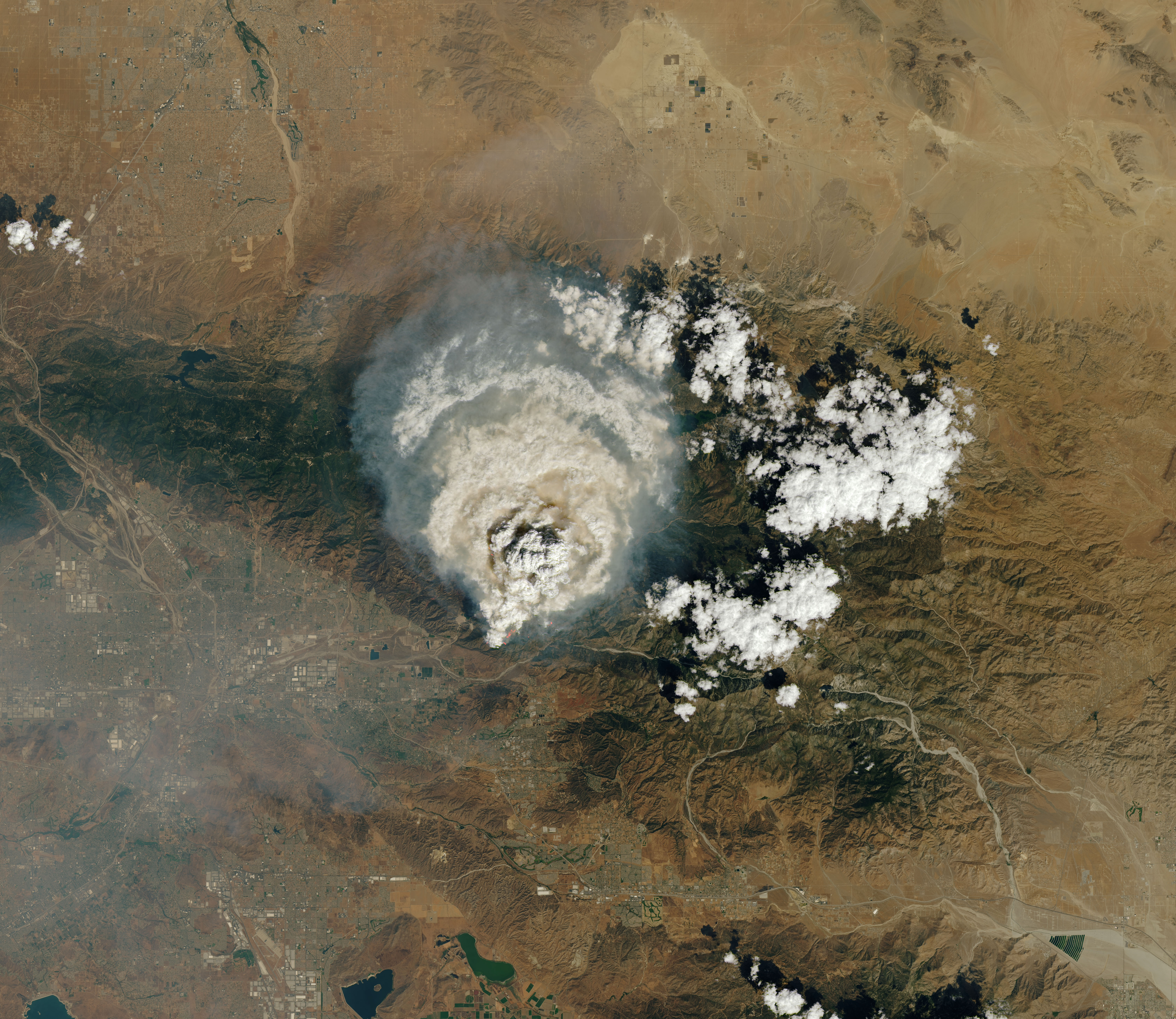 Weather-Making Fire Burns in Southern California - NASA Science