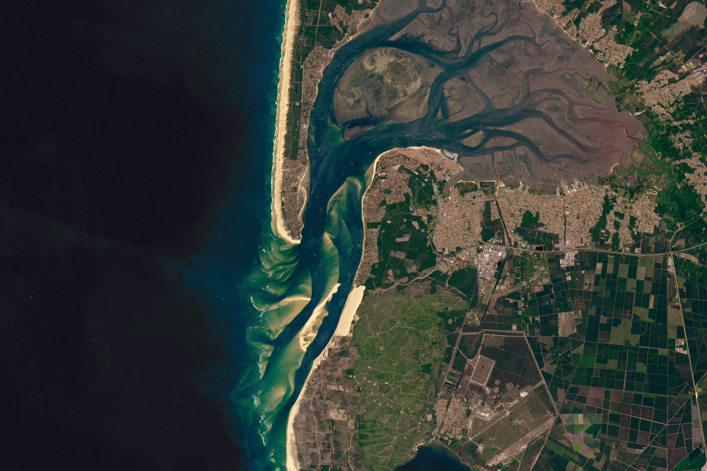 A Morphing Monument of Sand - NASA Science
