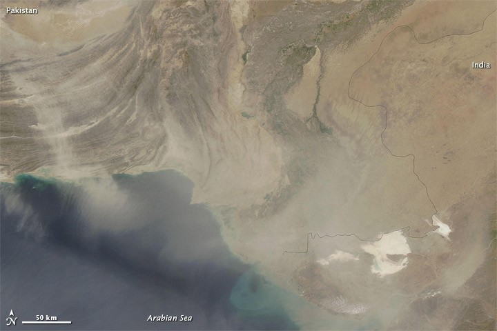 Dust off Pakistan and India - NASA Science