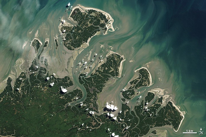 Barrier Islands off Brazil - NASA Science