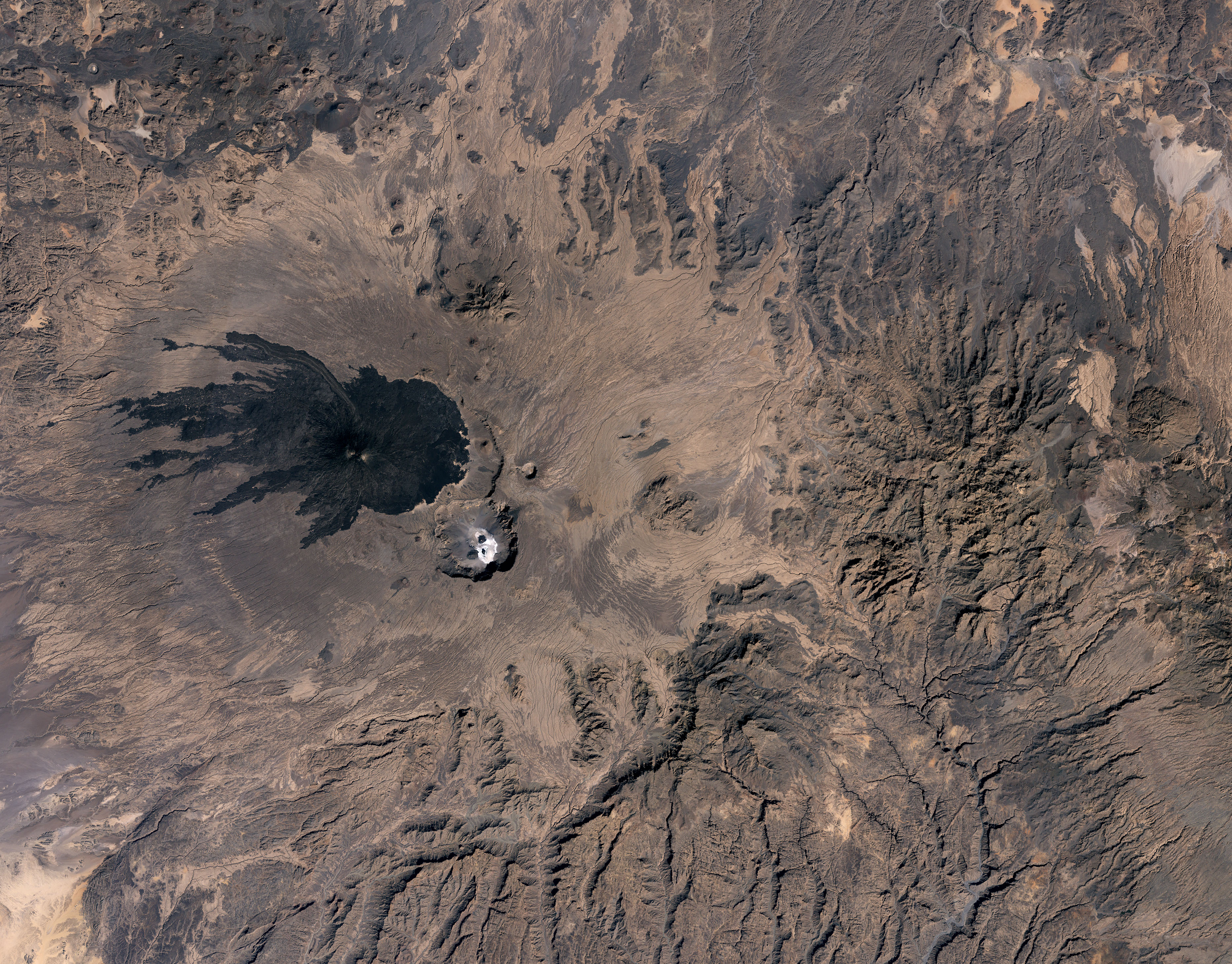 Tarso Tousside Volcano, Northern Chad - NASA Science