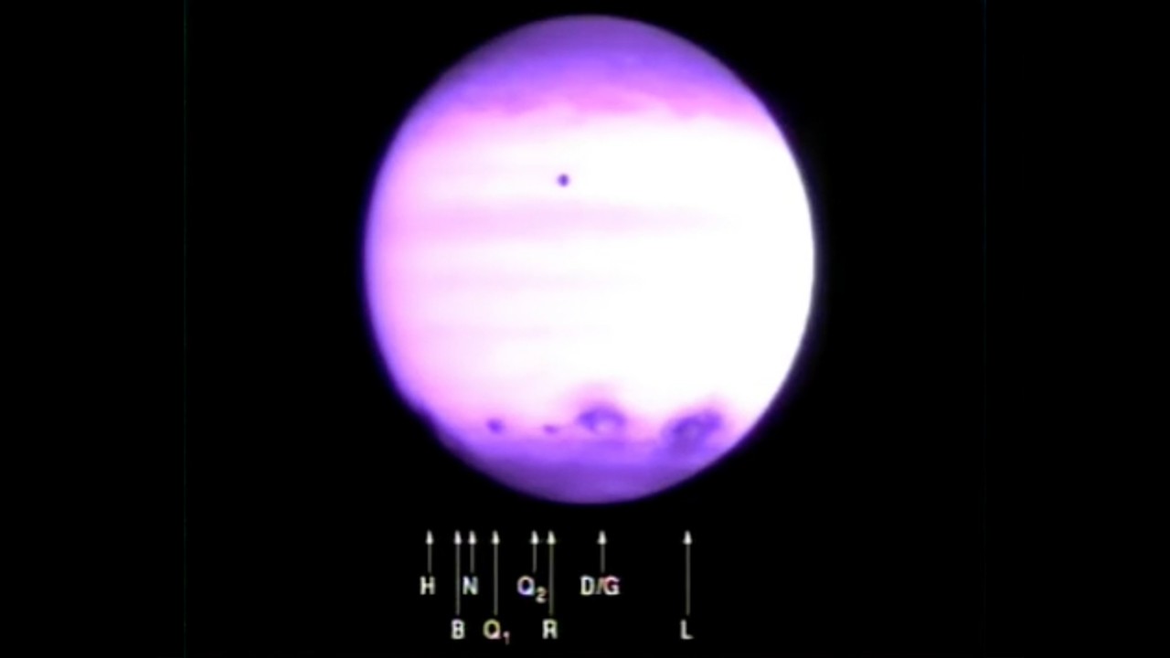 Shoemaker-Levy Daily Comet Update: July 22, 1994, 2:00 PM EDT (News ...