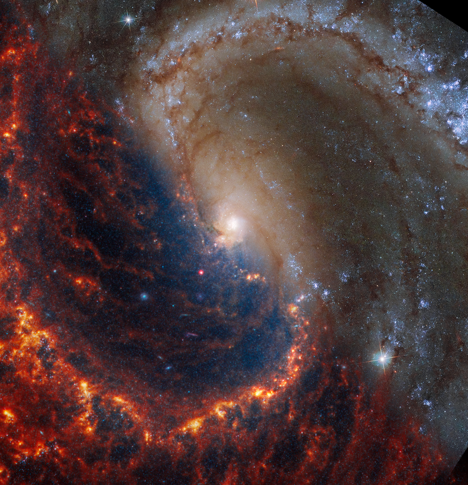 Webb and Hubble's Views of Spiral Galaxy NGC 4535 - NASA Science