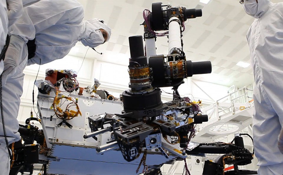 Teaching Hand-Eye Coordination - NASA Science