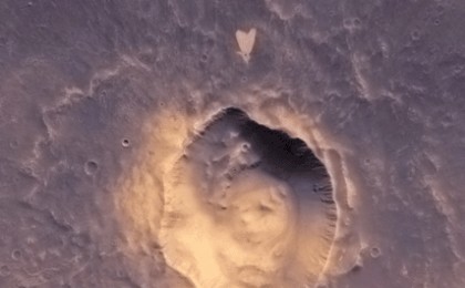 Heart-shaped Feature in Arabia Terra (Wide View) - NASA Science