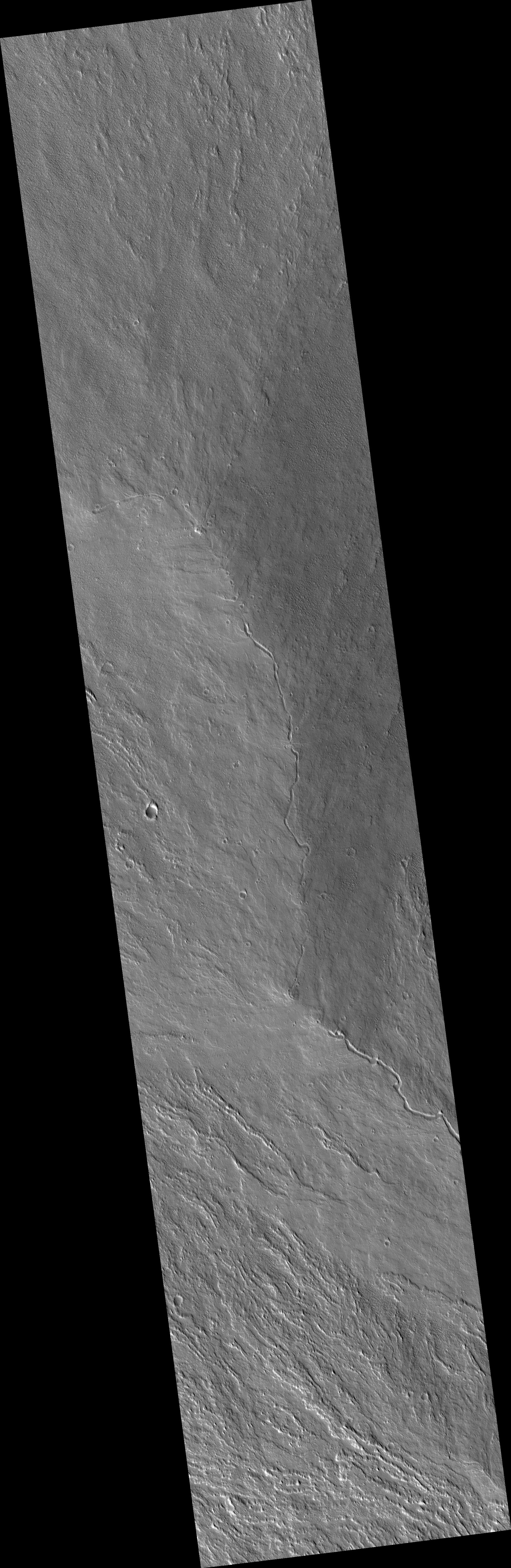 Large Lava Fan on the Northwestern Flank of Olympus Mons - NASA Science