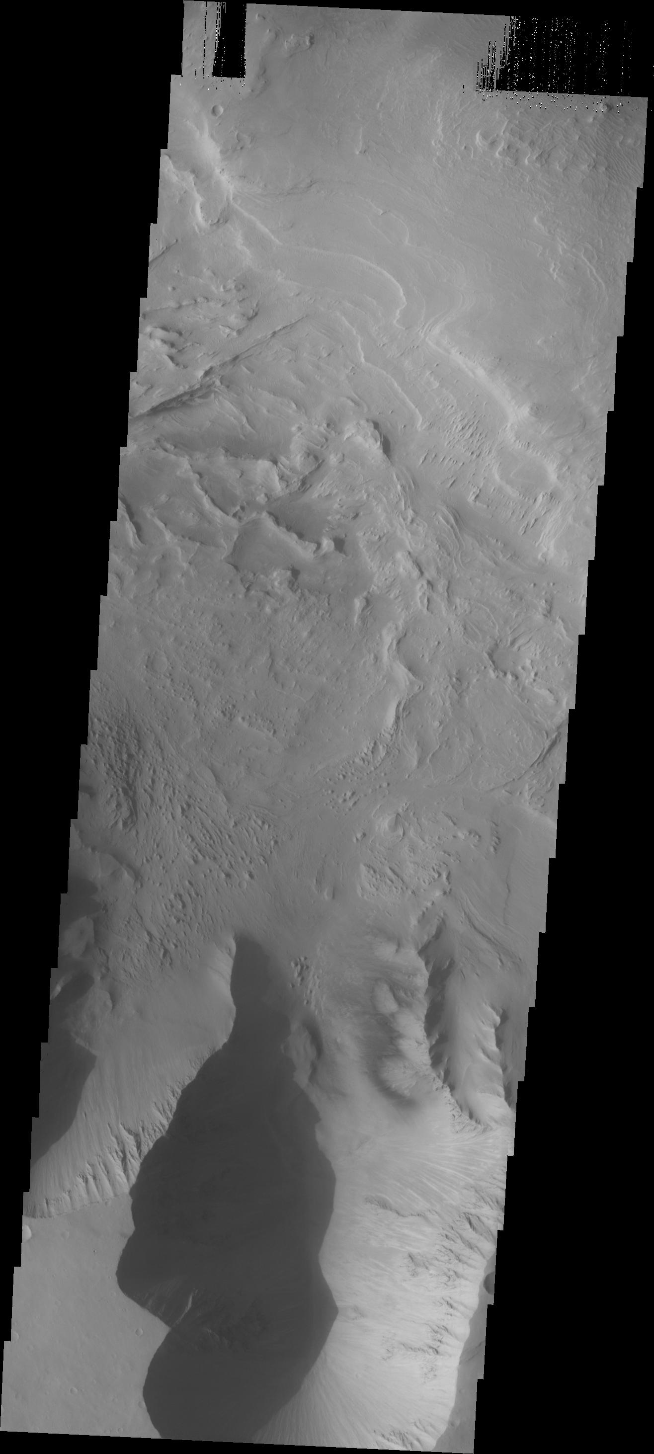 Candor Chasma - NASA Science
