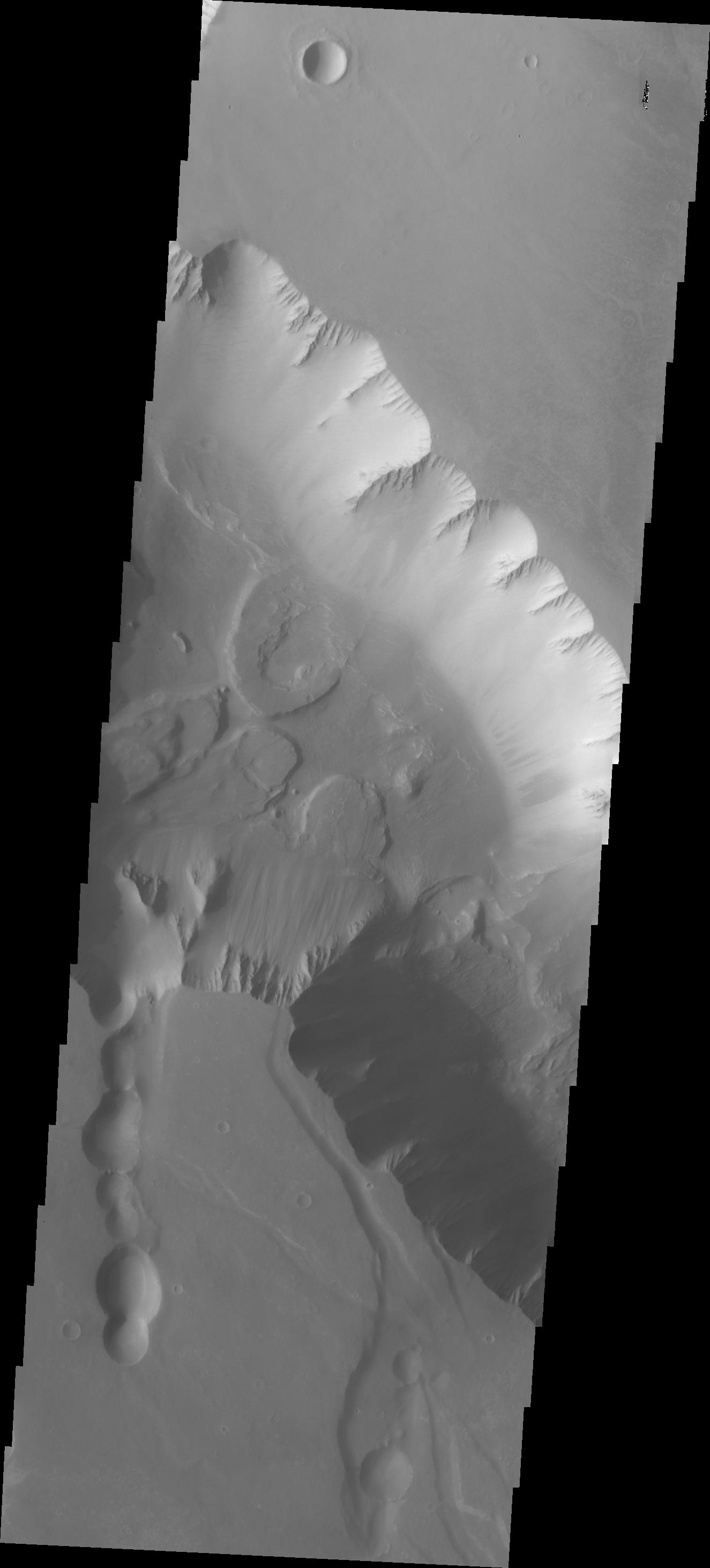 Noctis Labyrinthus - NASA Science