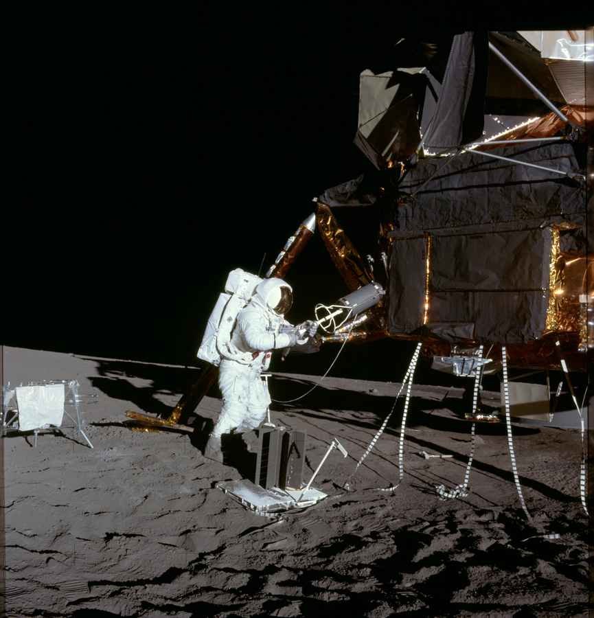 Fueling a radioisotope thermoelectric generator (RTG) on the Moon ...