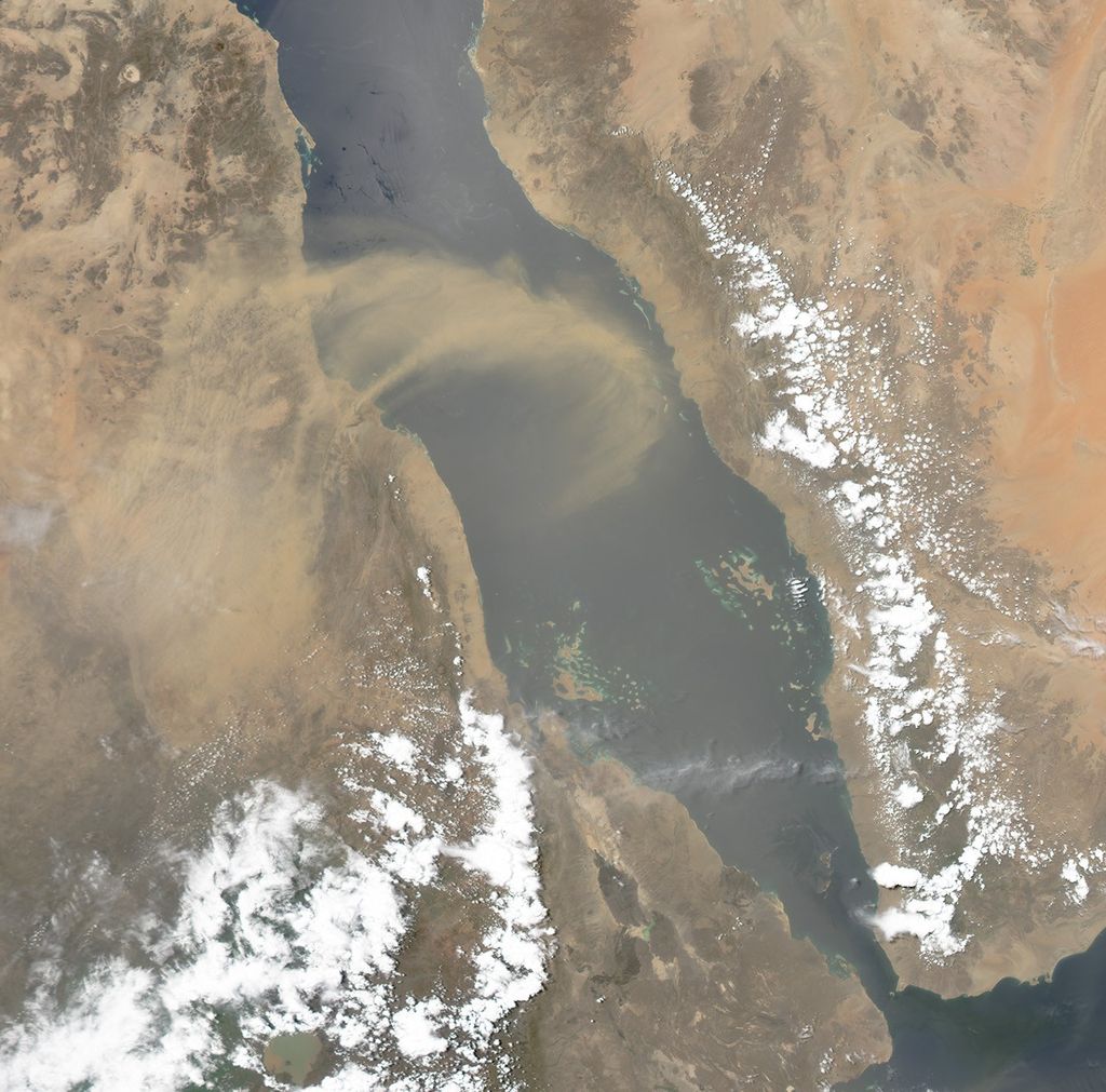 Dust Blowing over the Red Sea - NASA Science