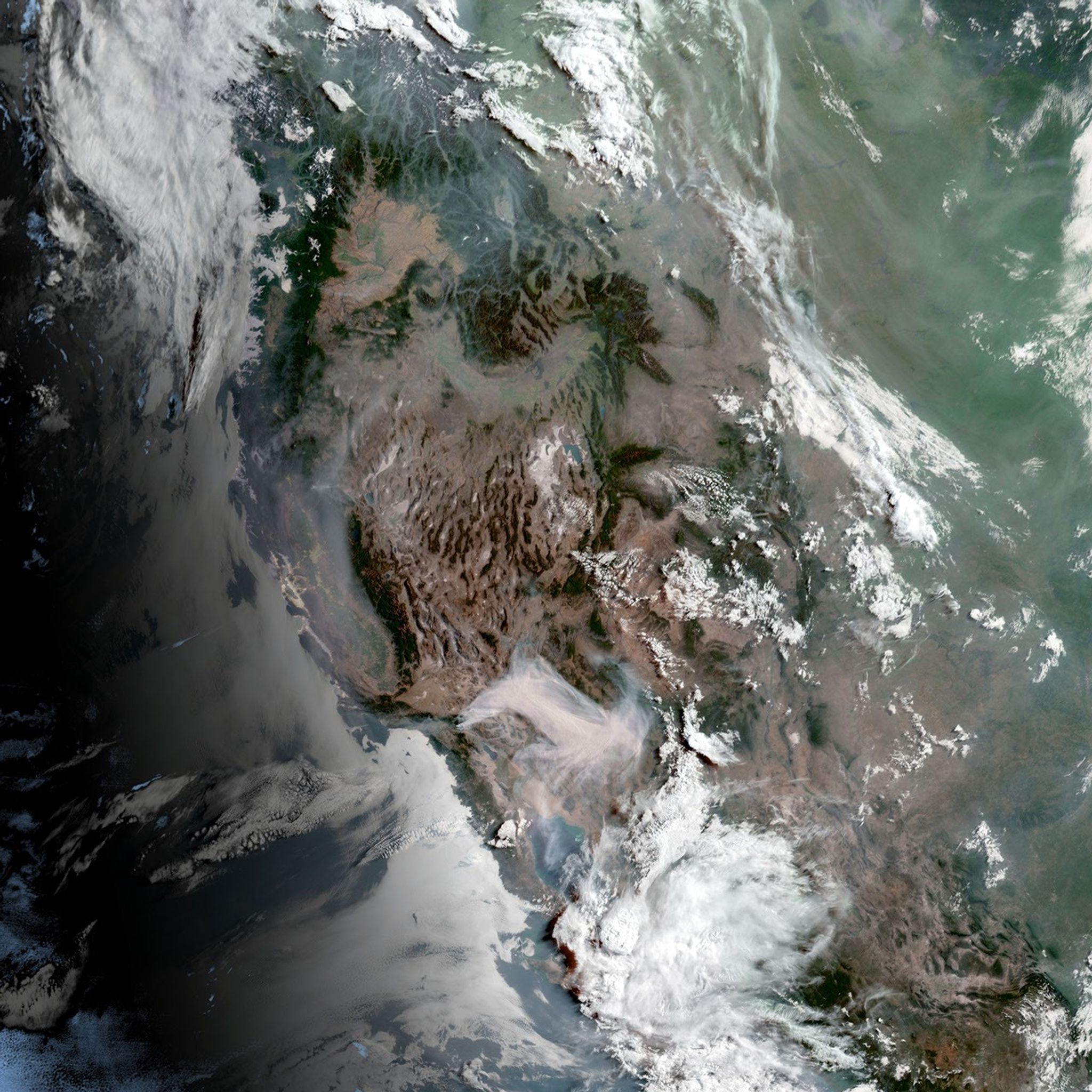 Smoke from Apple Fire Spreads - NASA Science