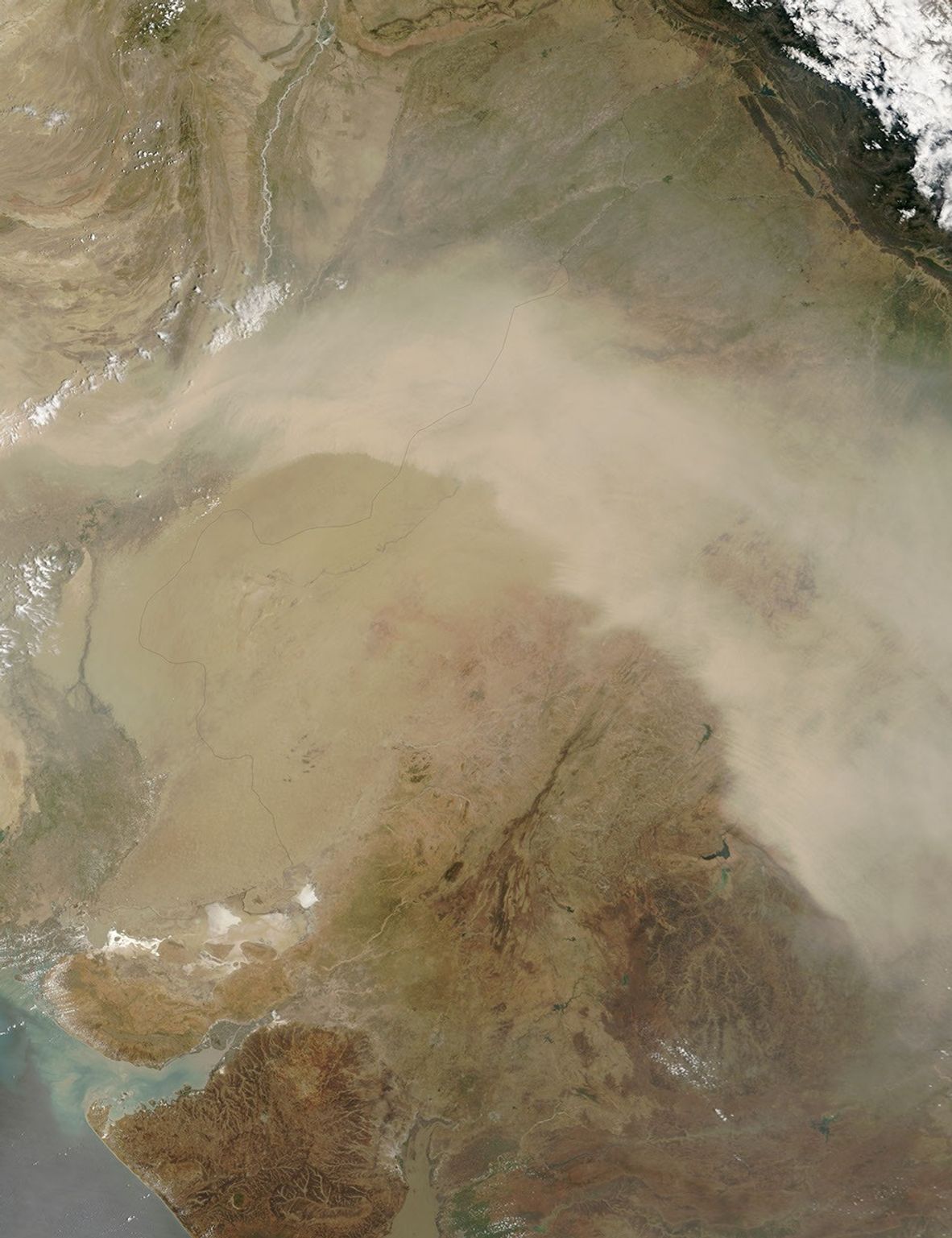 Dust Storm in Pakistan and India - NASA Science