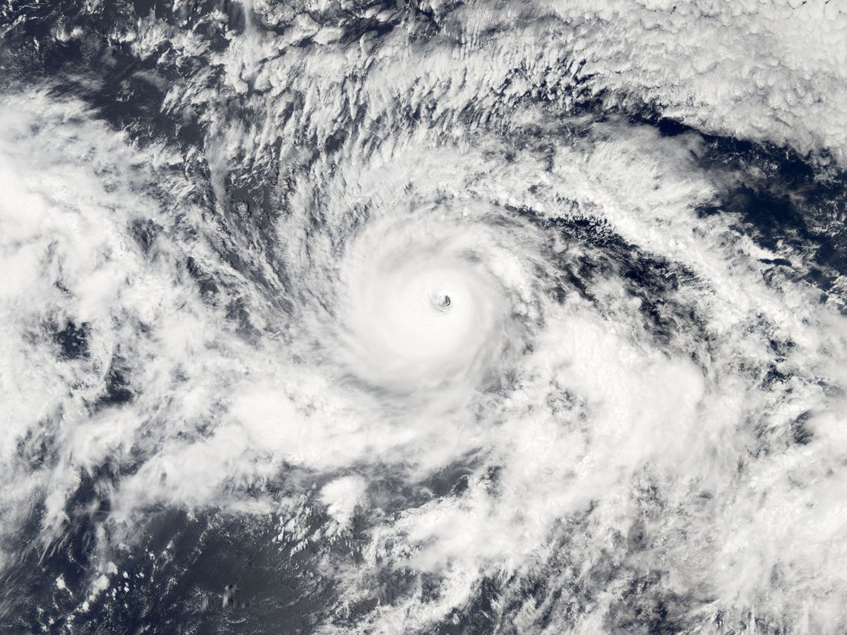 Hurricane Kenneth - NASA Science