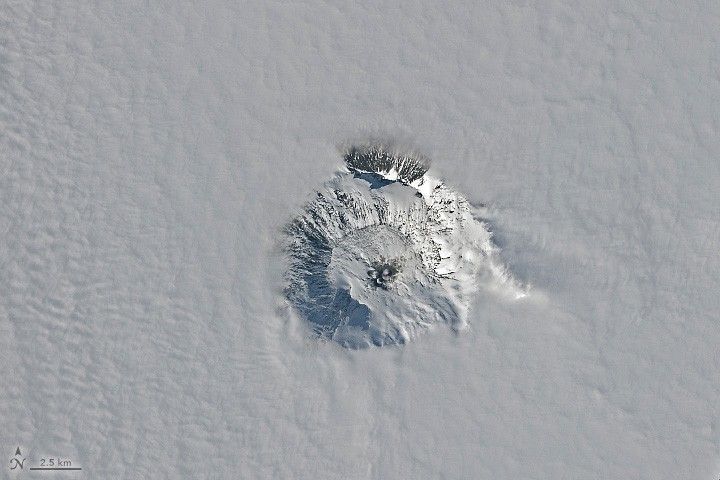 mount erebus eruption