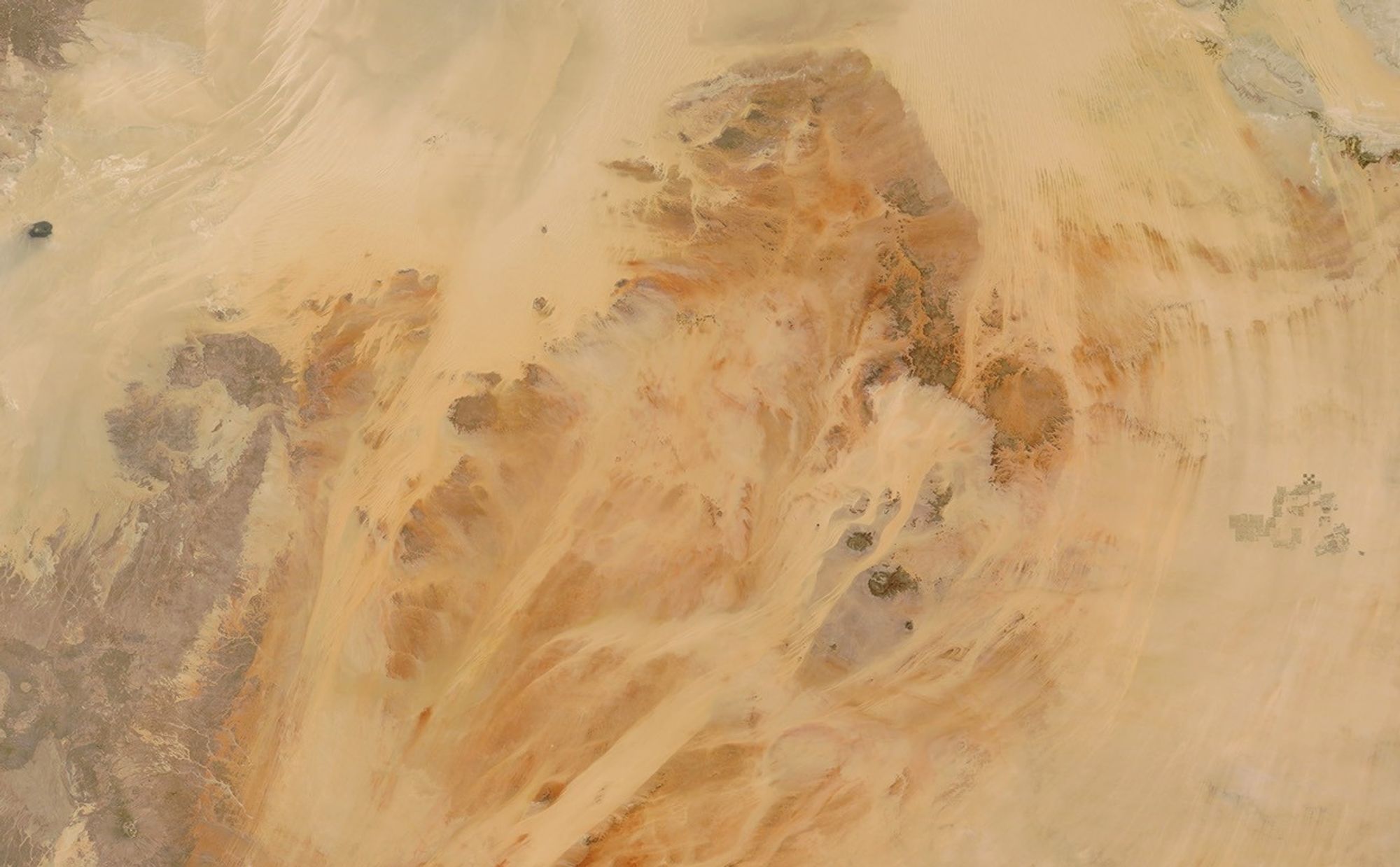 Water Beneath the Sand - NASA Science