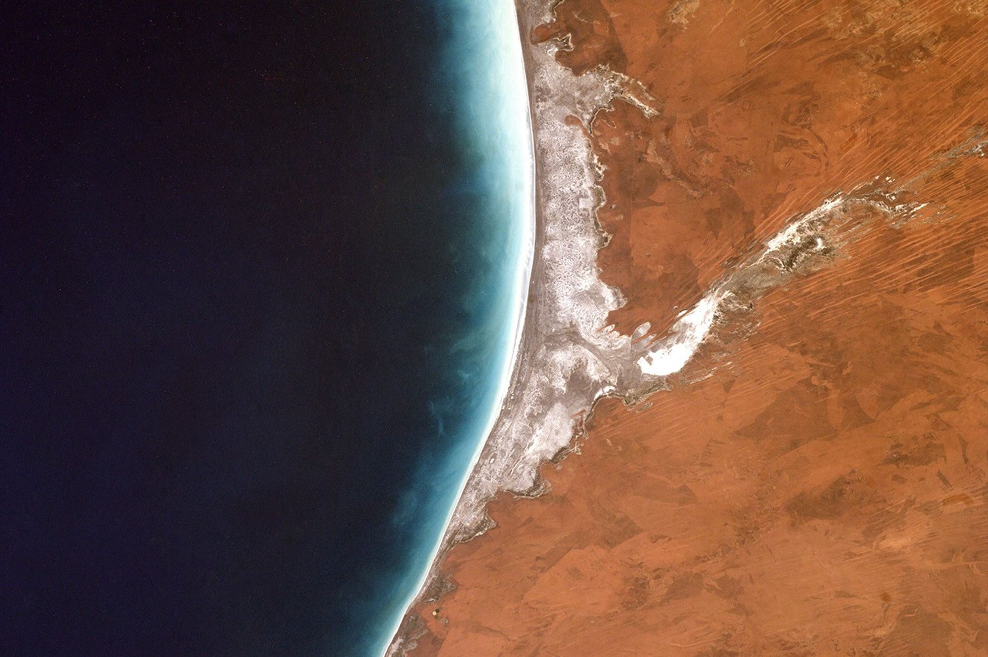 NASA Returns to the Beach: Eighty Mile Beach - NASA Science