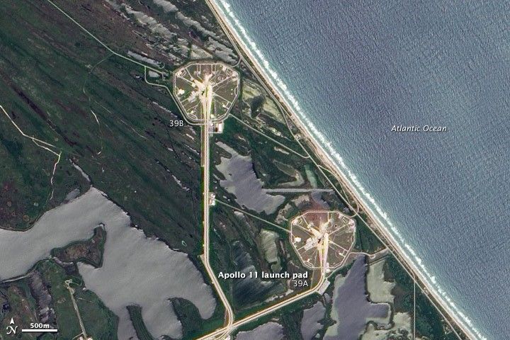 apollo 11 launch base