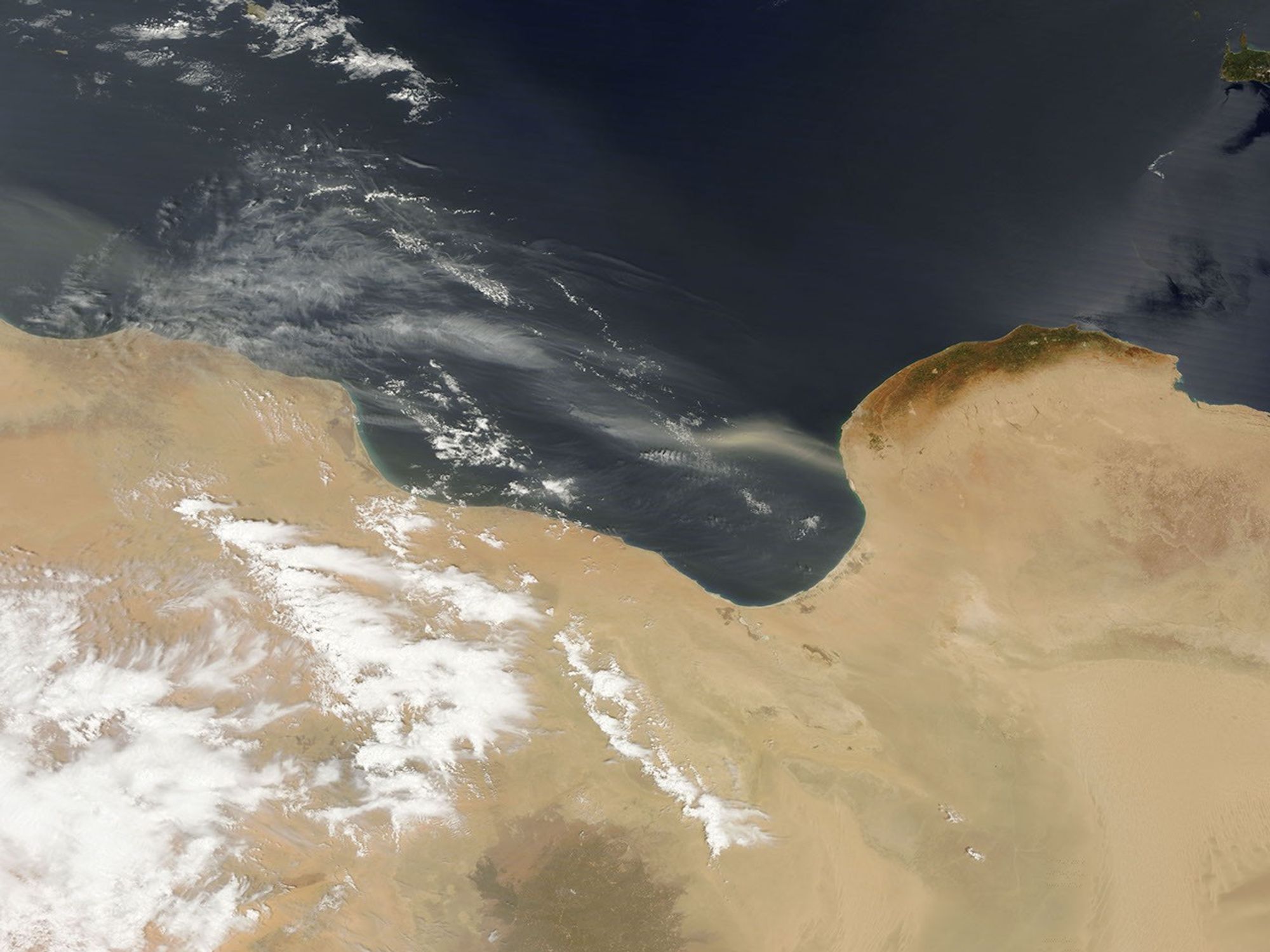 Dust Plumes off Libya - NASA Science