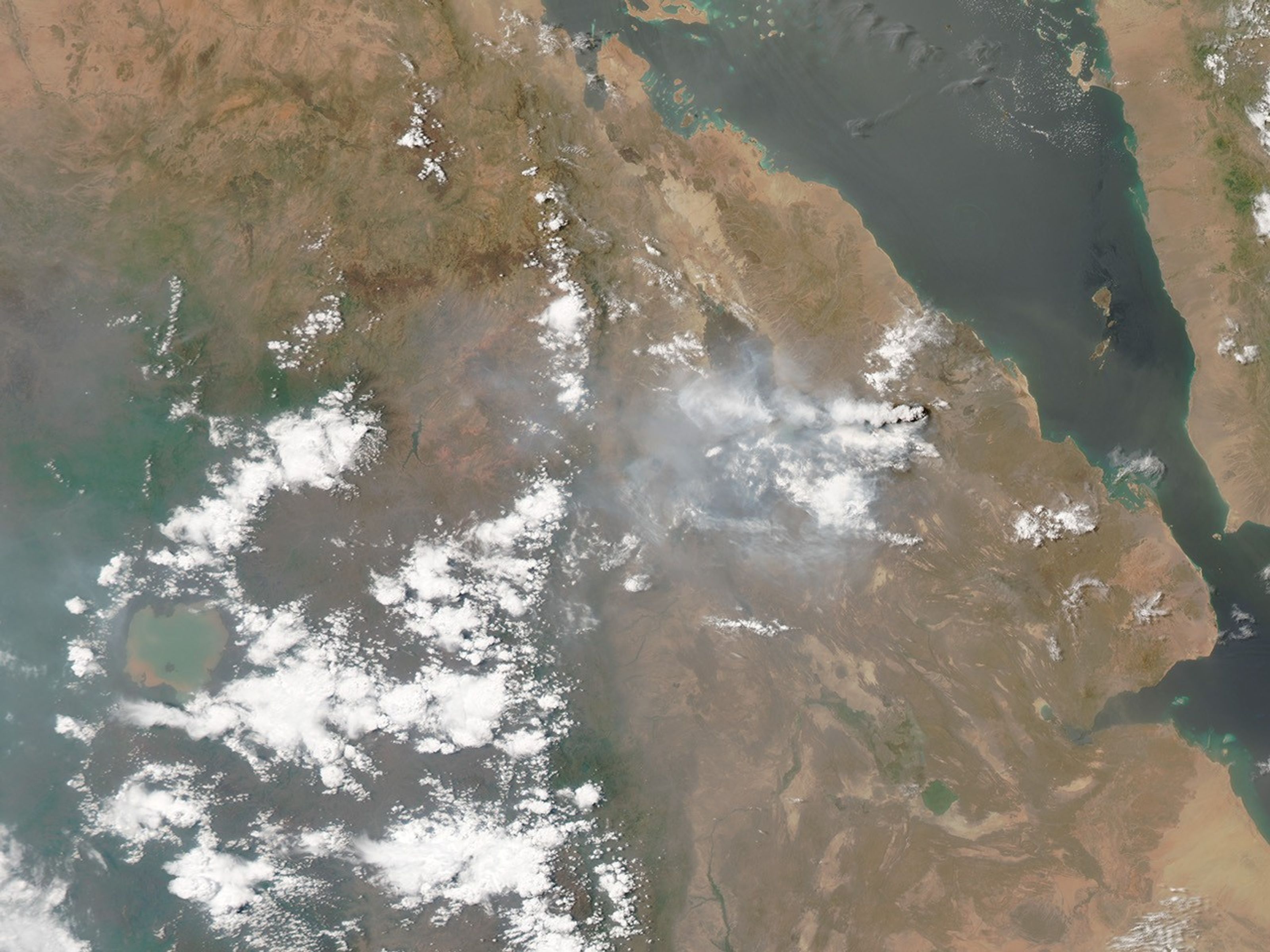 Eruption at Nabro Volcano - NASA Science