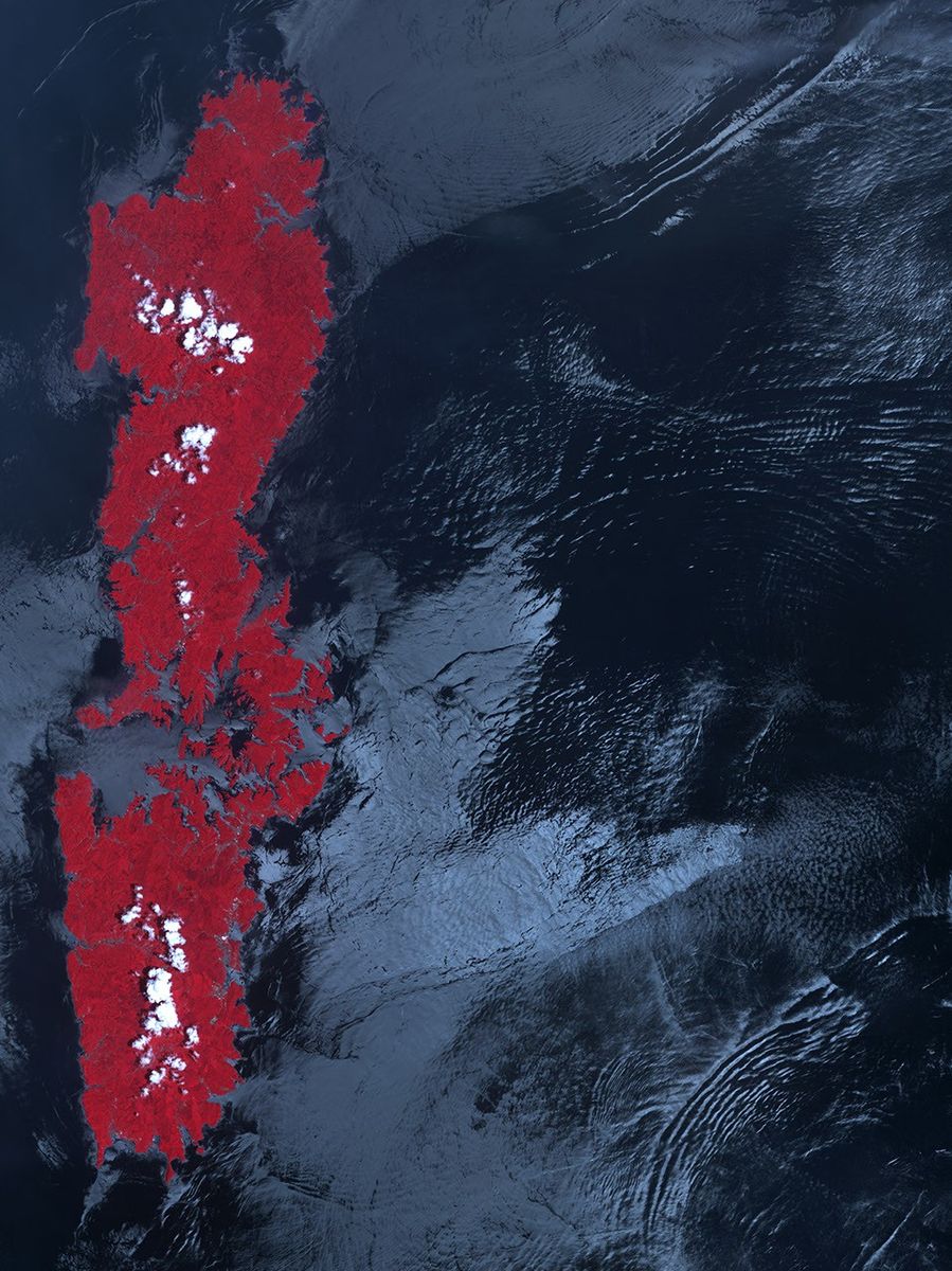 Internal Waves in the Tsushima Strait - NASA Science