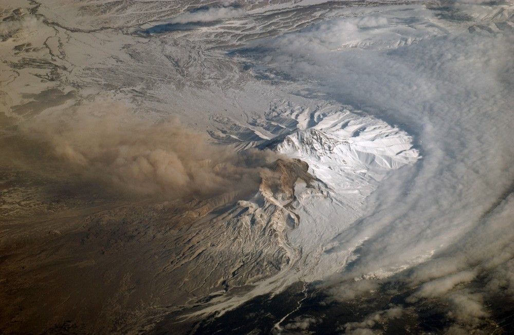 Plume at Shiveluch Volcano, Kamchatka Peninsula, Russia - NASA Science