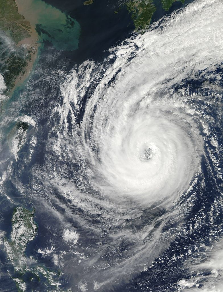 Typhoon Prapiroon - NASA Science