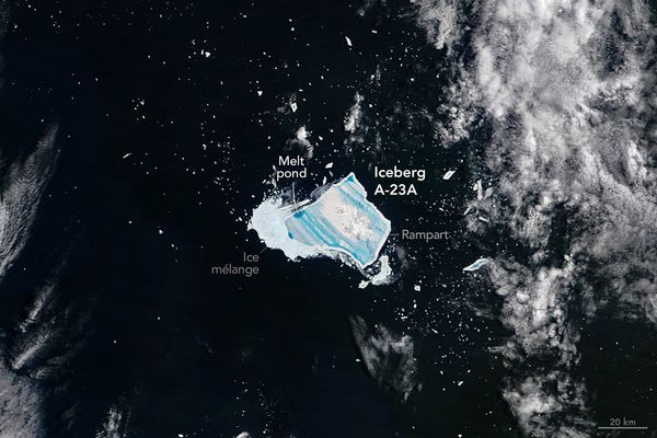 Meltwater Turns Iceberg A-23A Blue - NASA Science