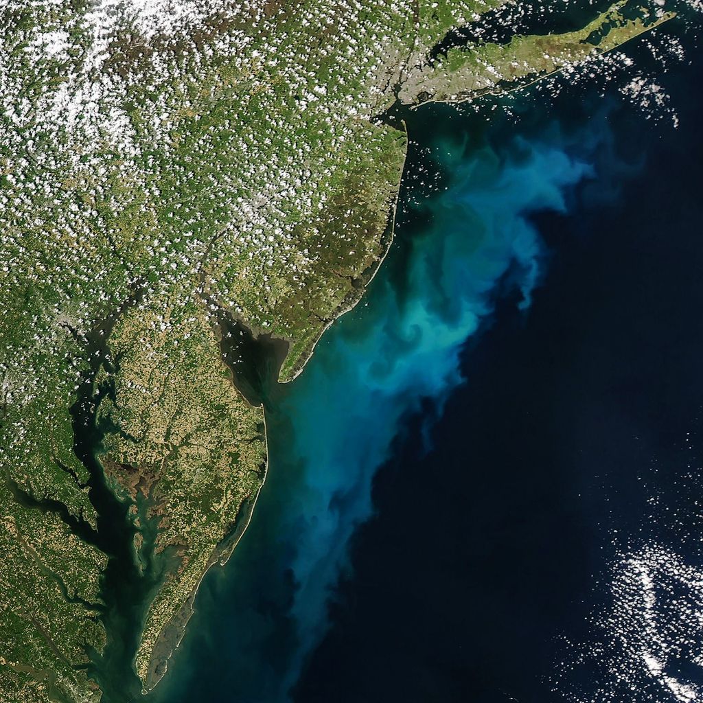 Color Off the Mid-Atlantic Coast - NASA Science