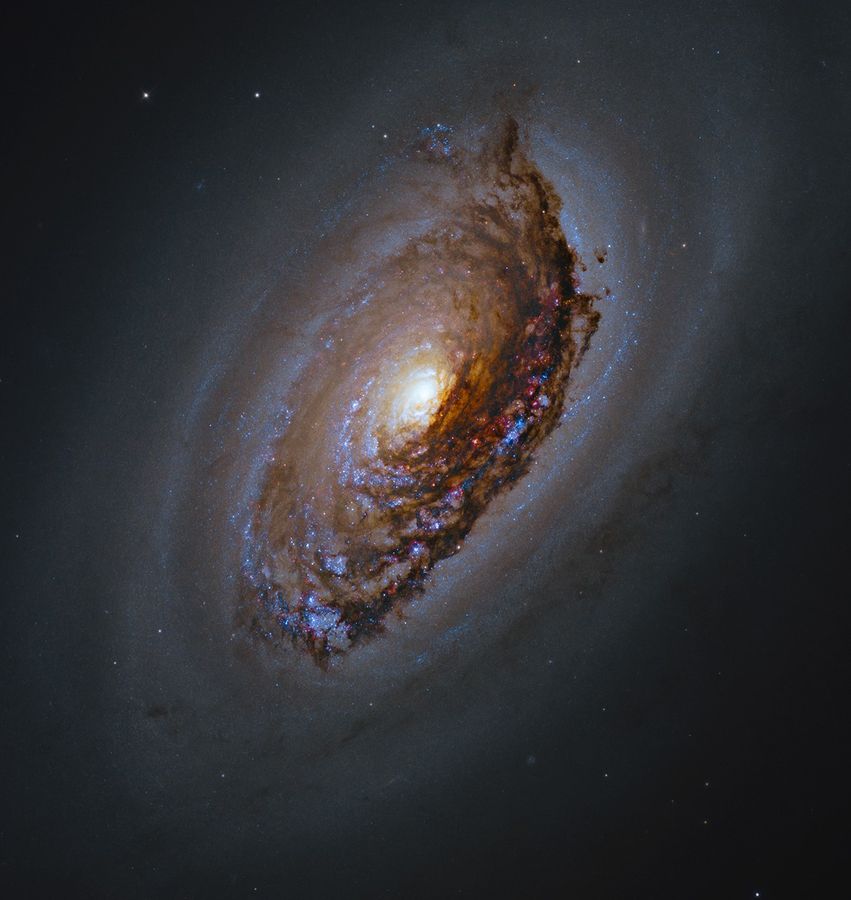 Messier 64 (The Black Eye Galaxy) - NASA Science