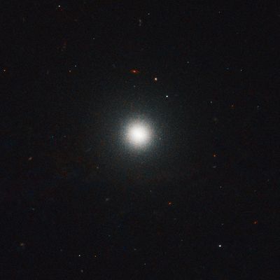 Virgo Cluster Galaxy NGC 4660 - NASA Science