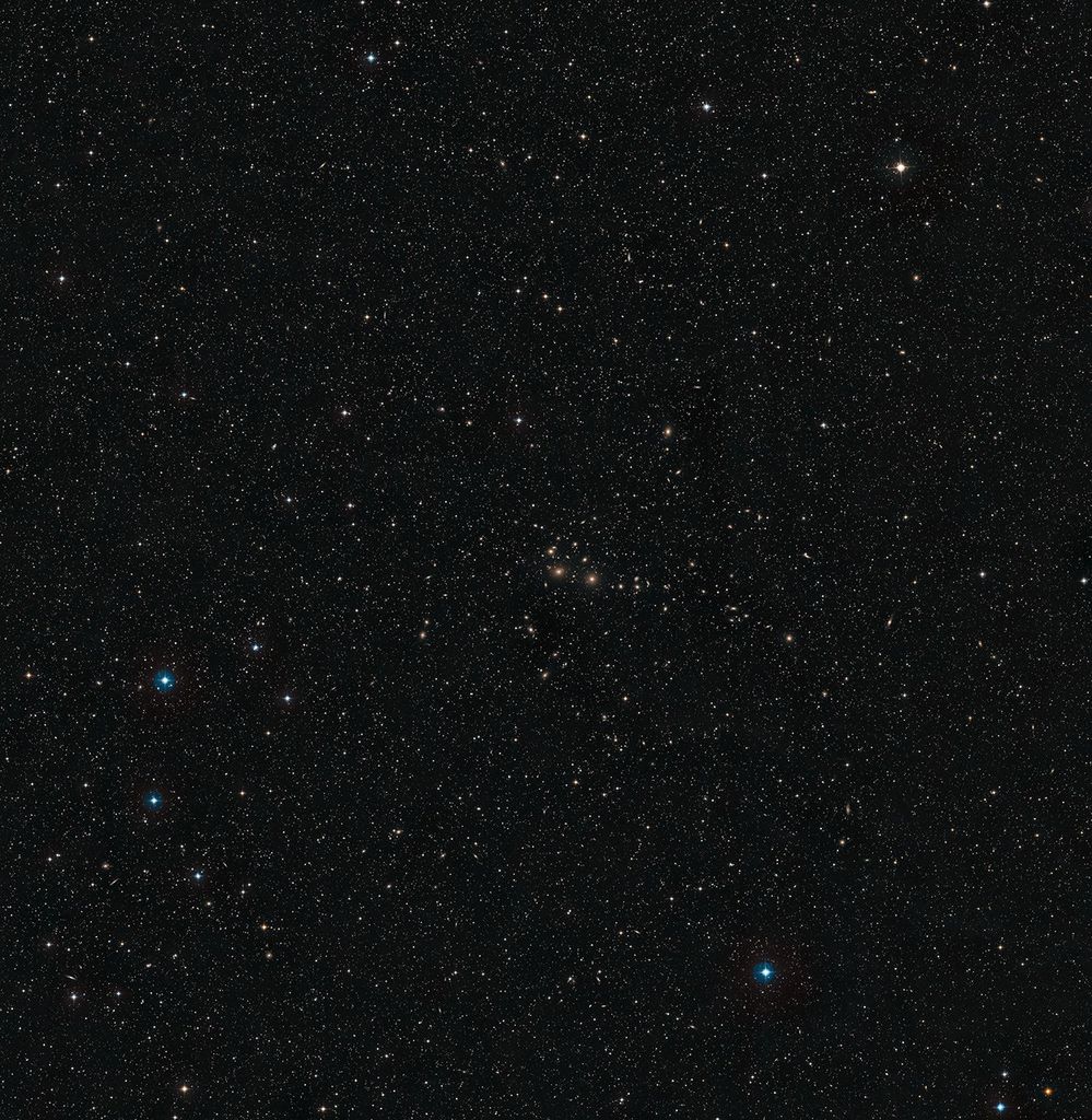 DSS Perseus Galaxy Cluster - NASA Science