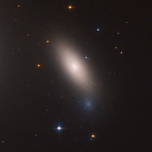 Galaxy NGC 1277 - NASA Science
