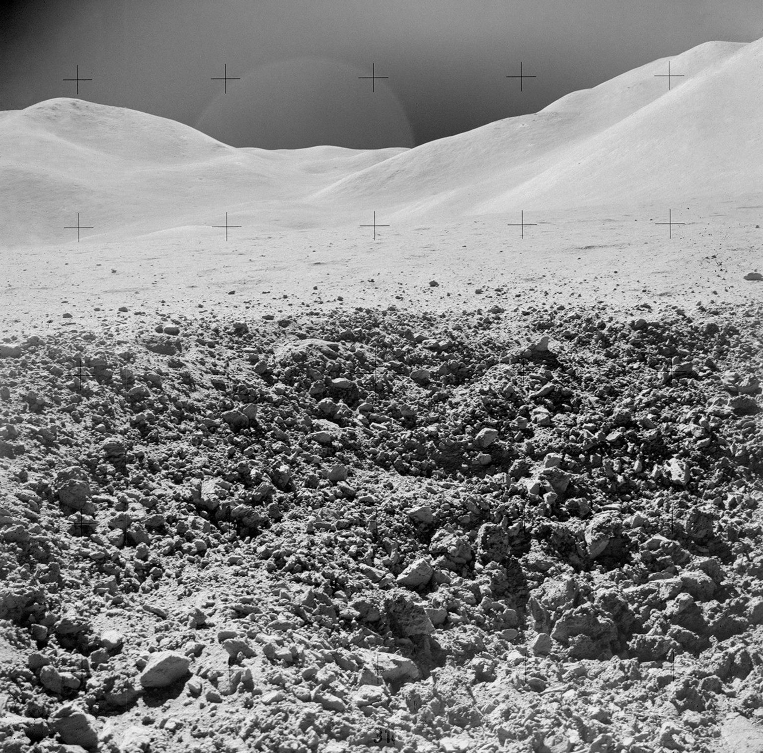 NASA Finds Lunar Regolith Limits Meteorites as Source of Earth’s Water ...