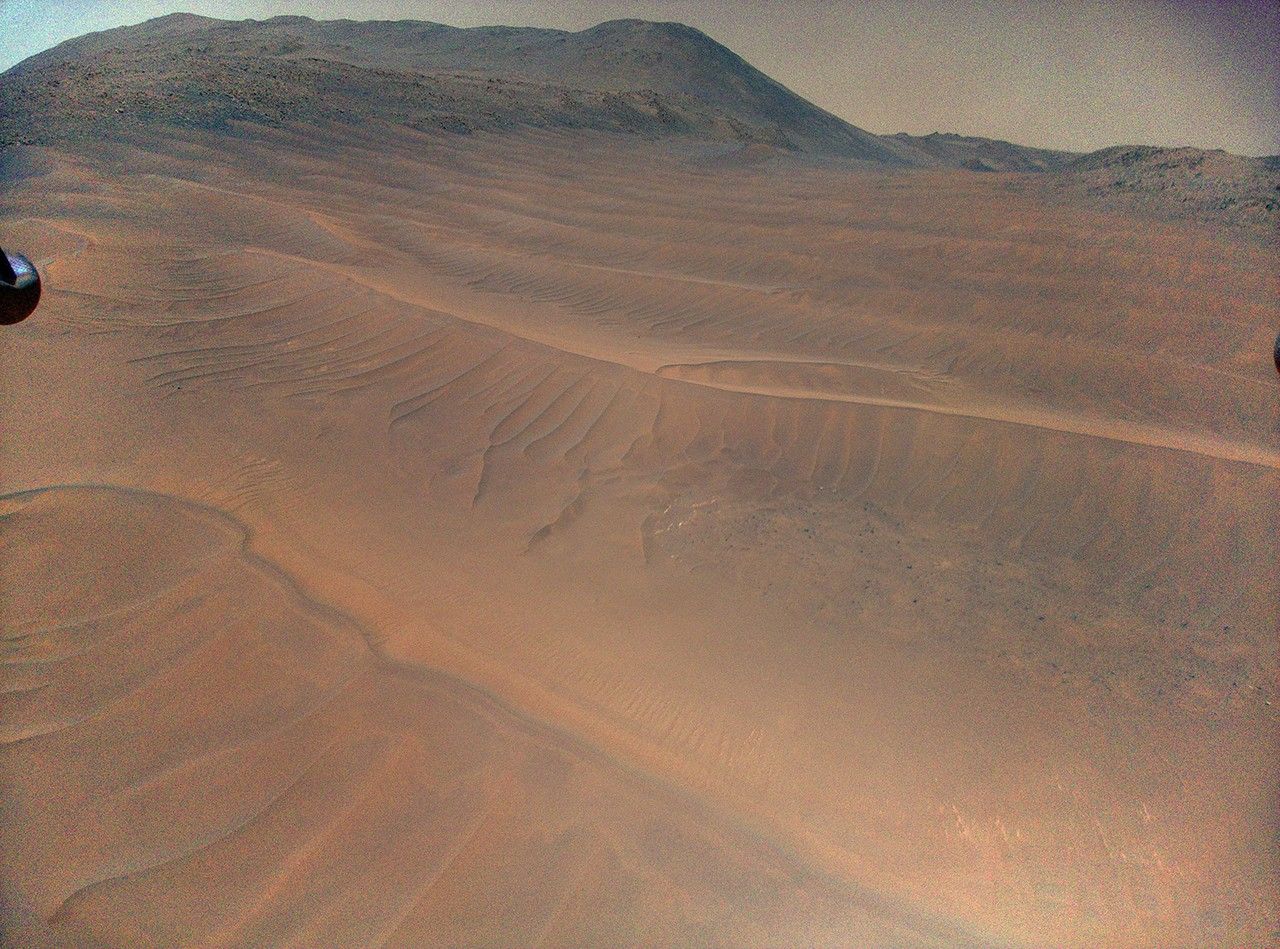 Ingenuitys View of Sand Dunes During Flight 70 - NASA Science