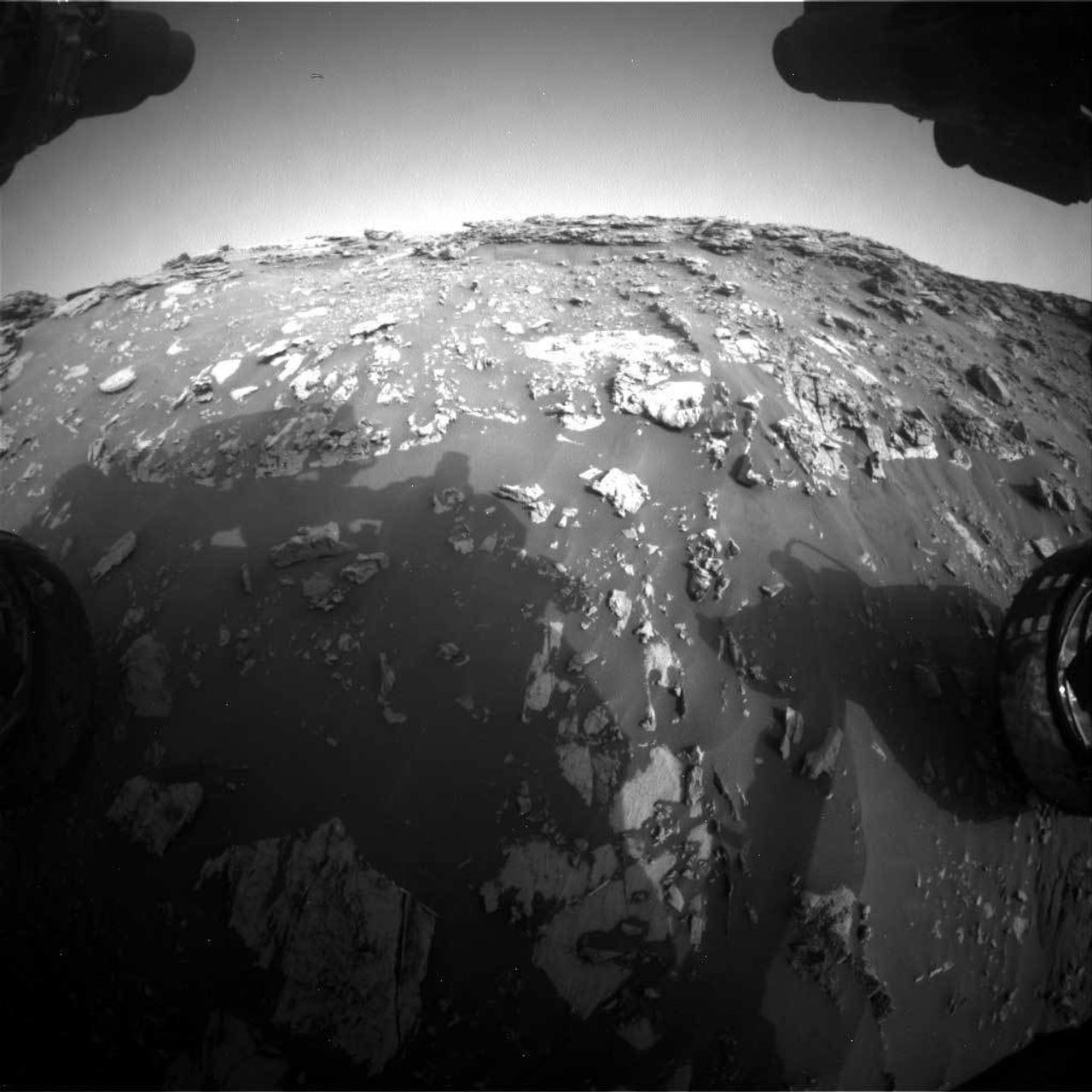 Sol 2692: Any Impediment to Climbing the Pediment? None so Far! - NASA ...