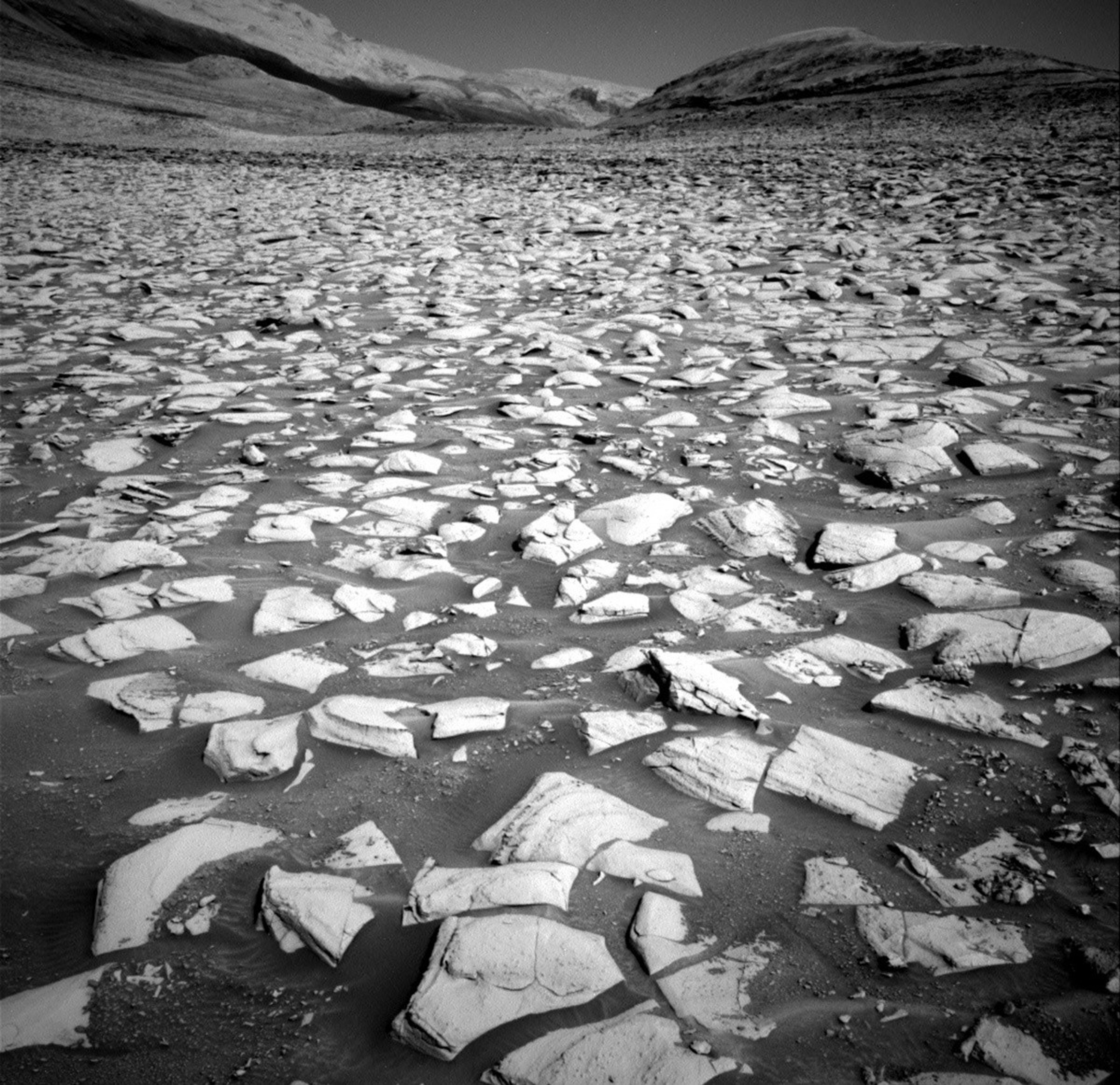 Sols 3941-3942: Follow the Red Bumpy Road - NASA Science