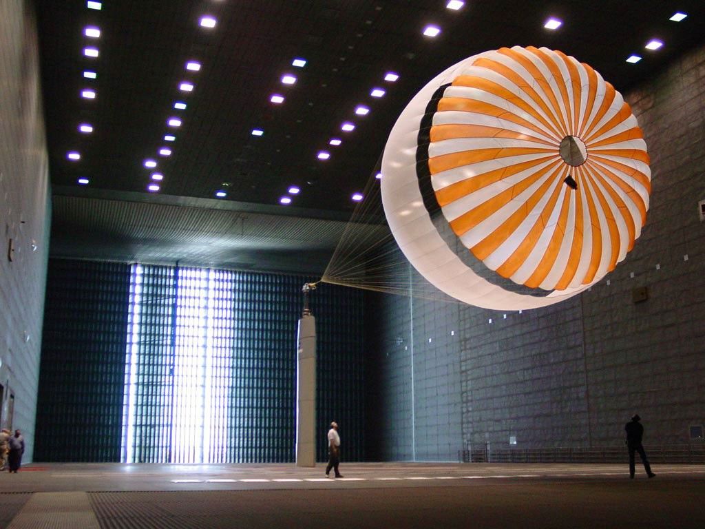 Mars Exploration Rovers: Parachute test - NASA Science