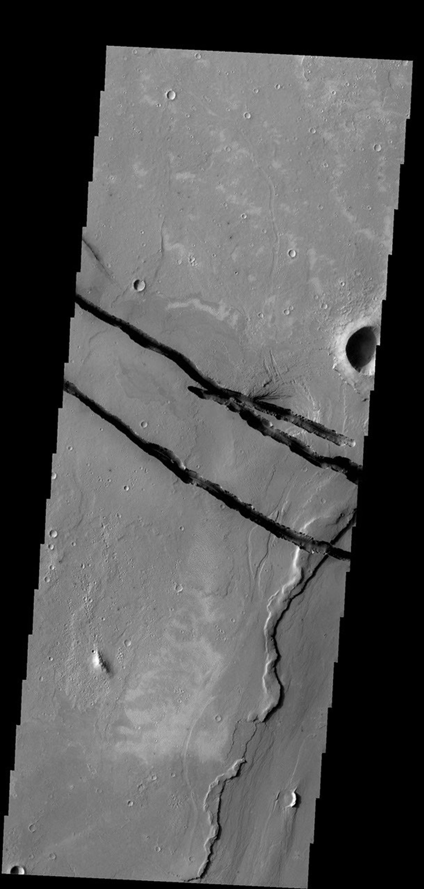Cerberus Fossae - NASA Science