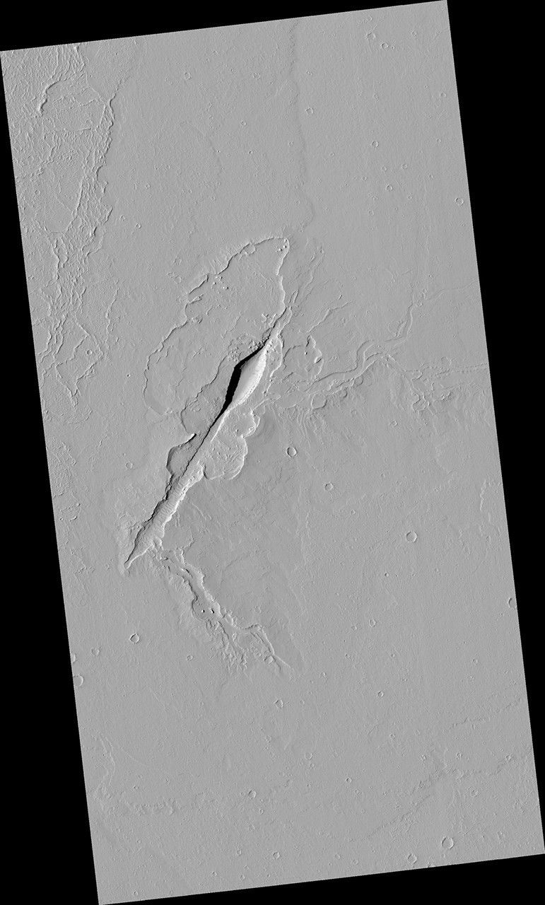A Volcanic Fissure - NASA Science