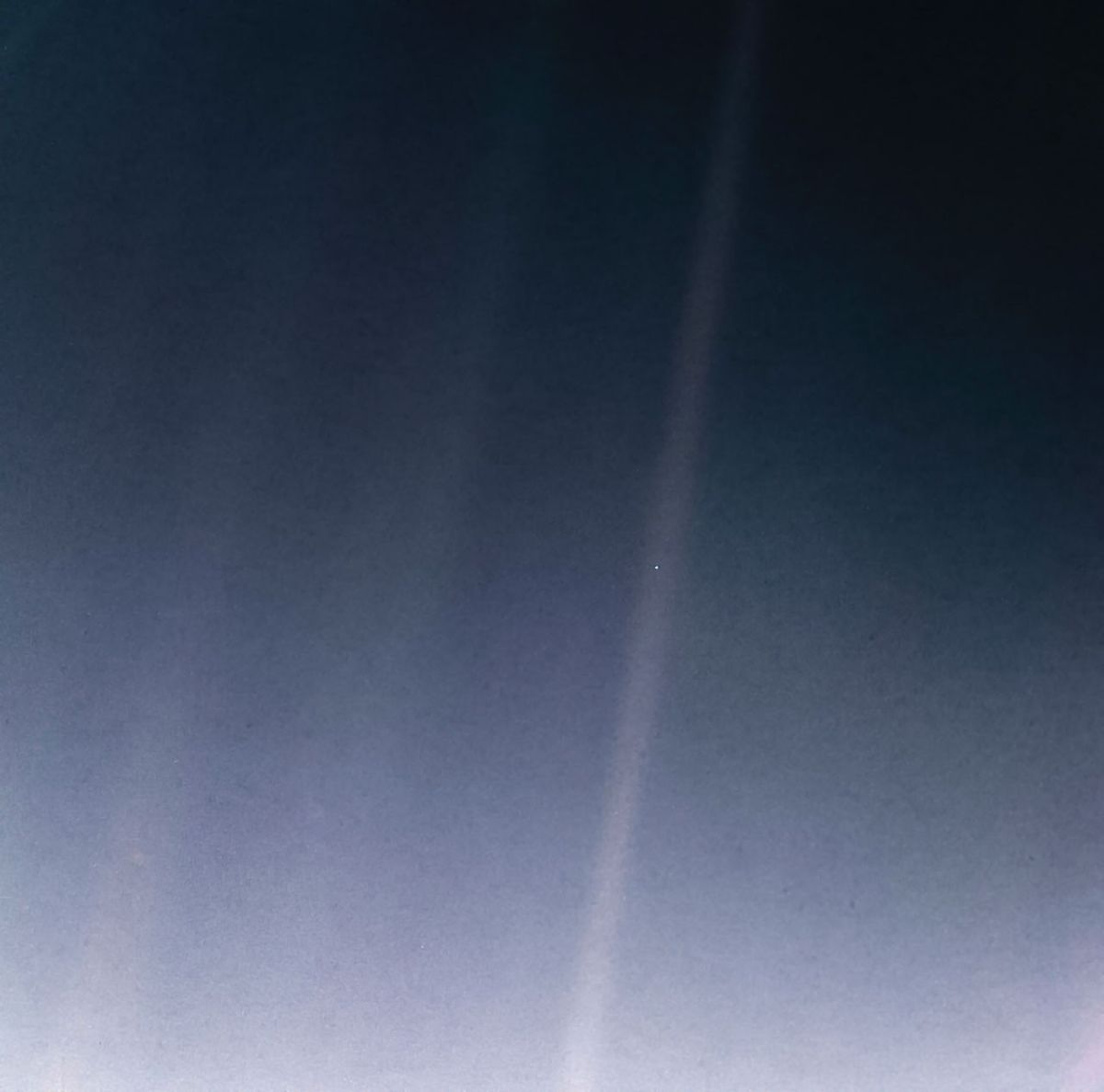 Vintage NASA: See Voyager’s 1990 ‘Solar System Family Portrait’ Debut ...