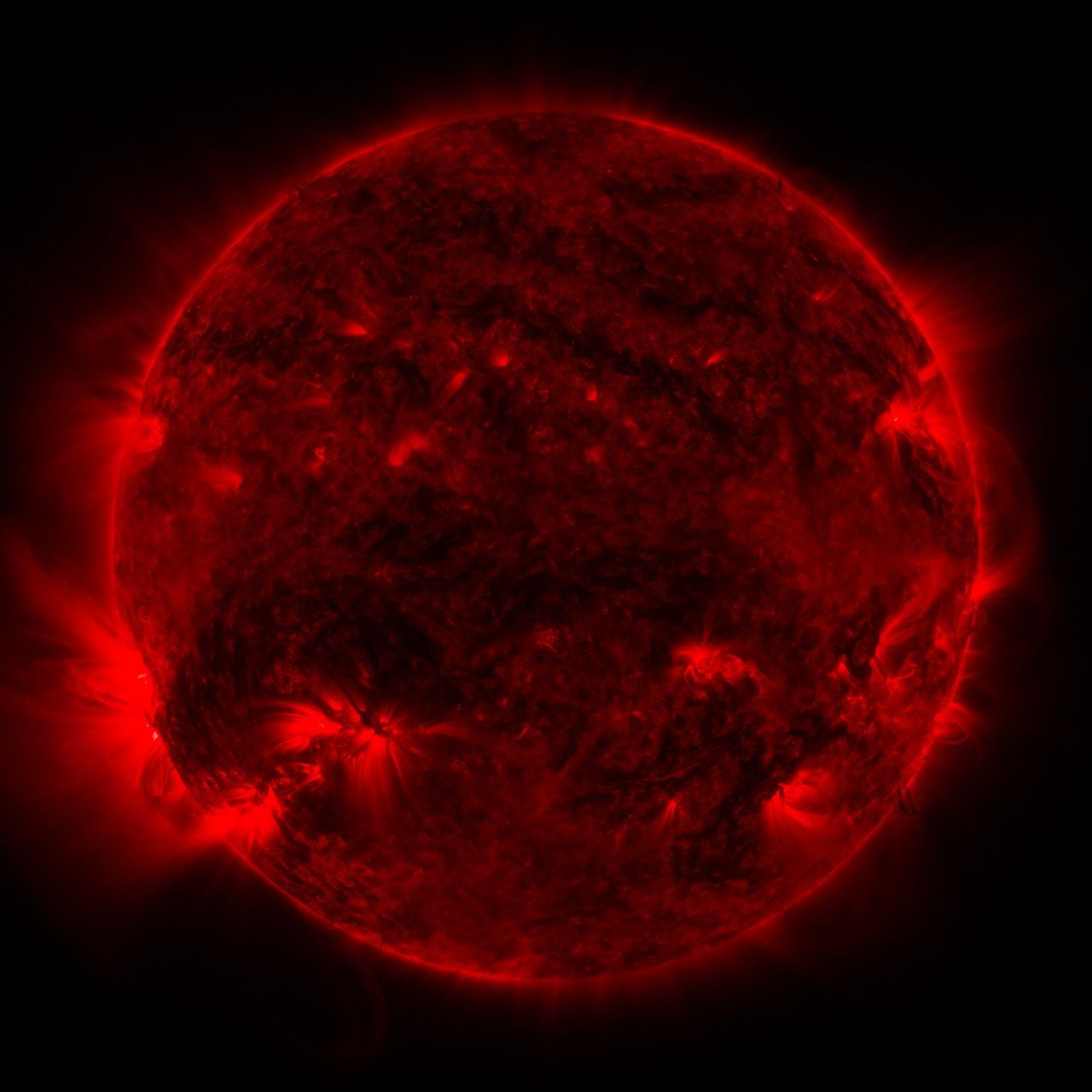 Three-Telescope View of the Sun - NASA Science