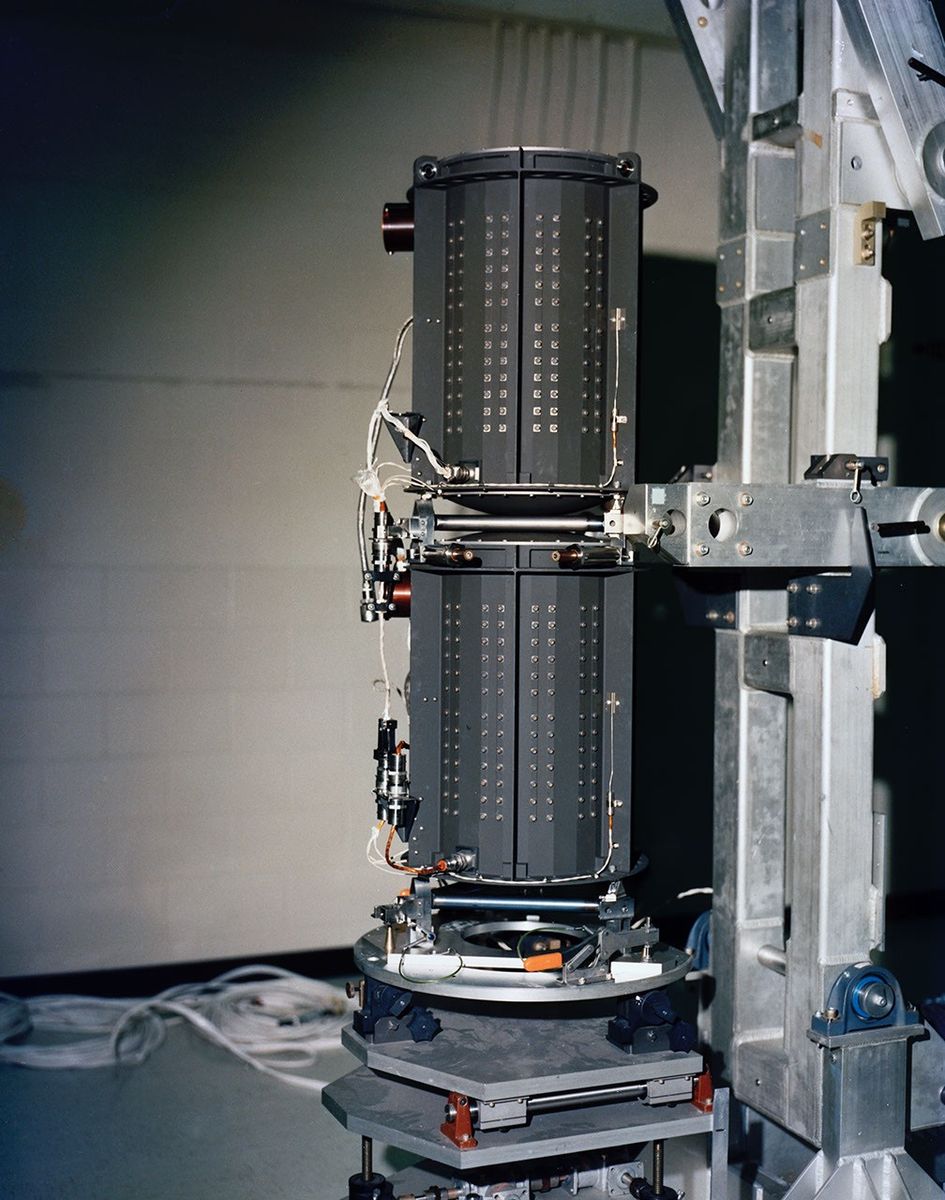 Voyager's Multi-Hundred Watt Radioisotope Thermoelectric Generator (MHW ...