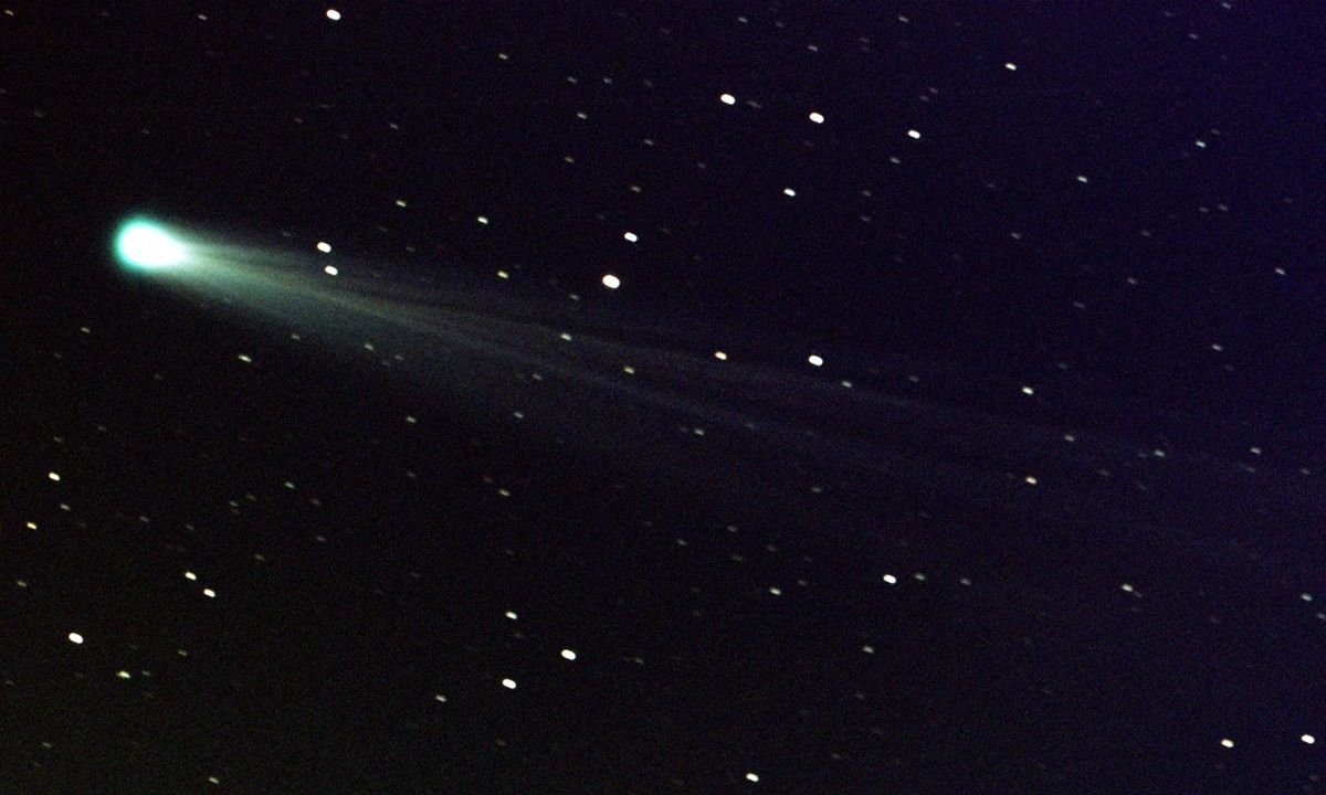Comet ISON Streaks Toward the Sun - NASA Science