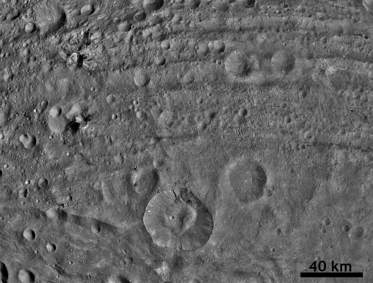 Worm-like Markings on Vesta's Surface - NASA Science