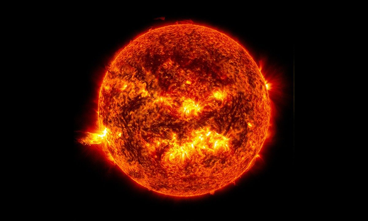 Sun Emits a Solstice Flare and CME - NASA Science
